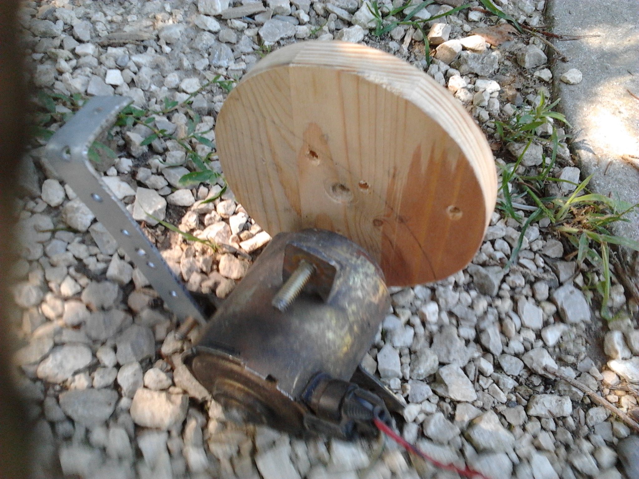 Semi Automatic 12 Volt Sieve : 4 Steps - Instructables