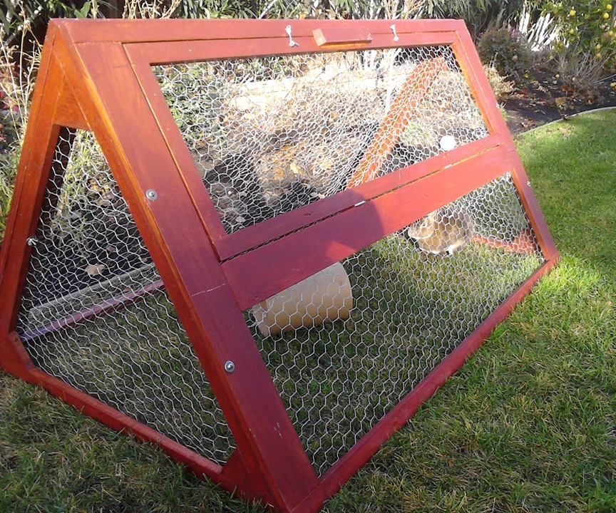 Knockdown Outdoor Rabbit Tractor : 5 Steps - Instructables
