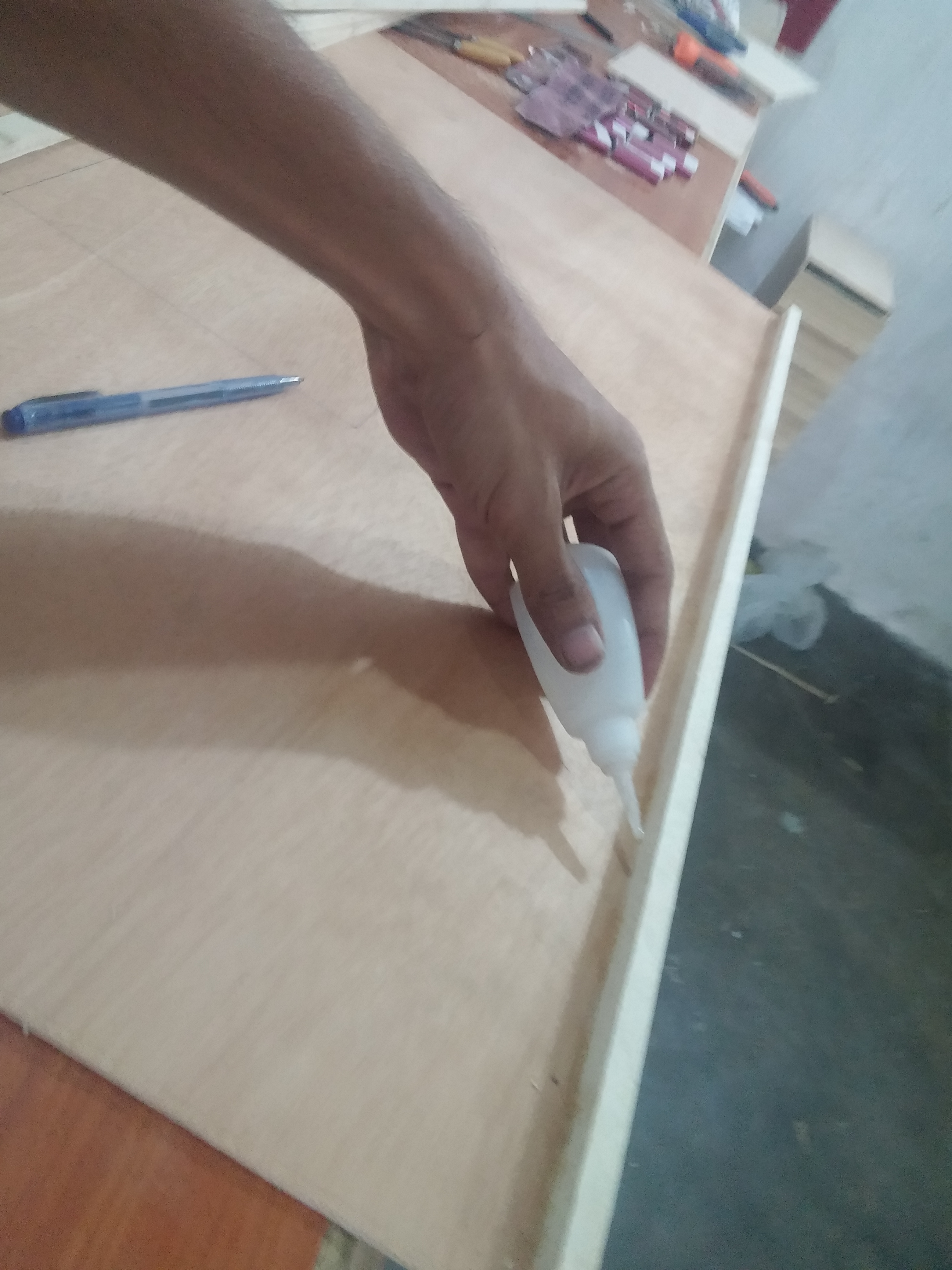 DIY PORTABLE WORK STATION : 13 Steps (with Pictures) - Instructables