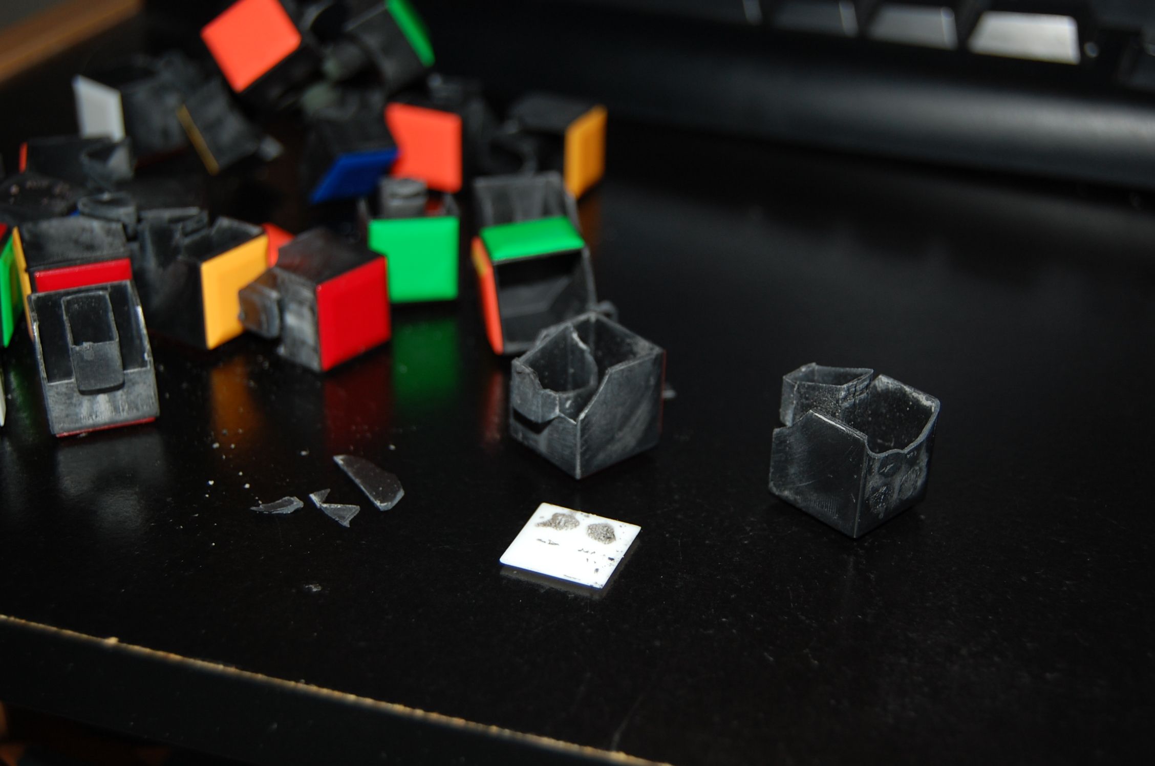 Rubik's Cube Paper Weight : 7 Steps - Instructables