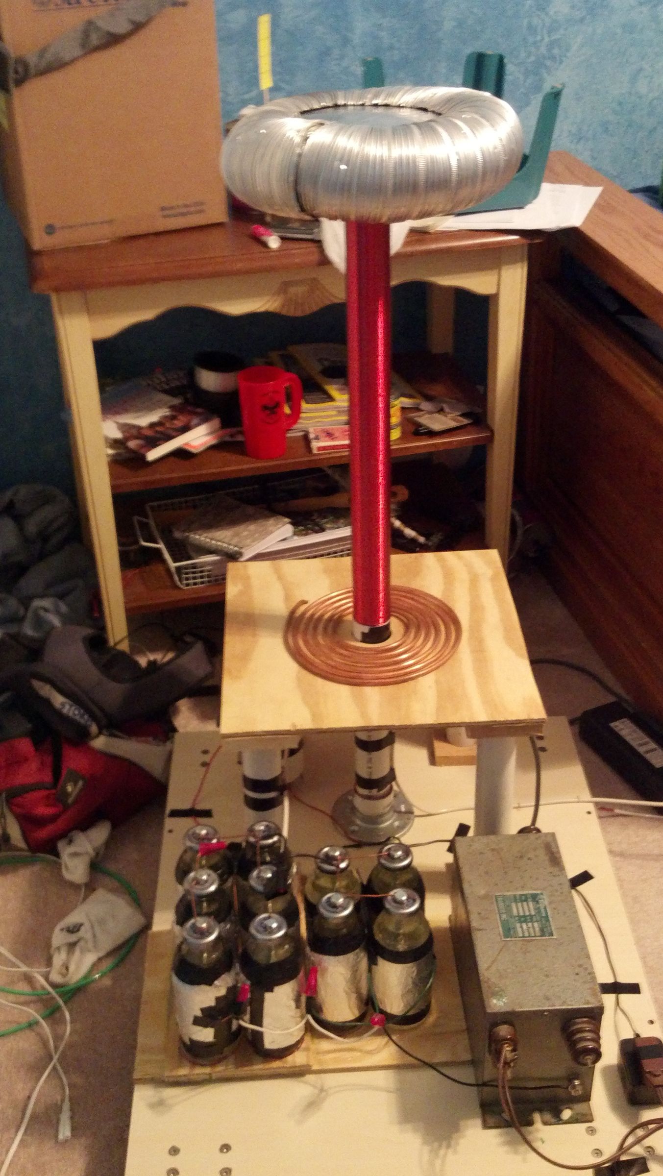 The Simple Tesla Coil : 12 Steps (with Pictures) - Instructables
