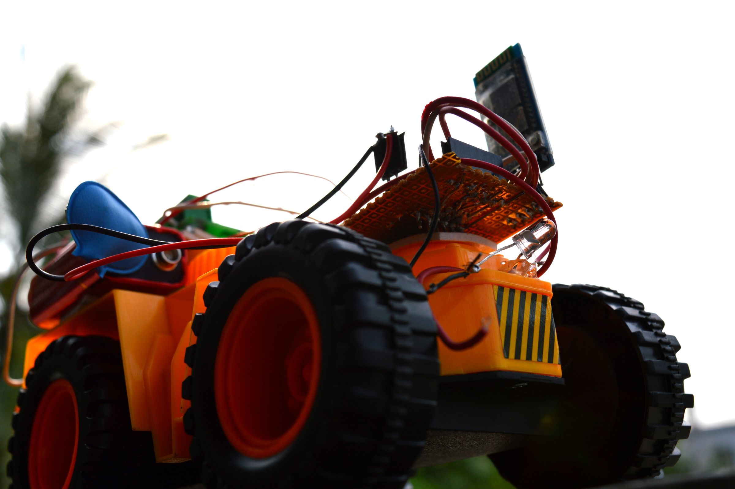 Hacking a RC Car : 5 Steps (with Pictures) - Instructables