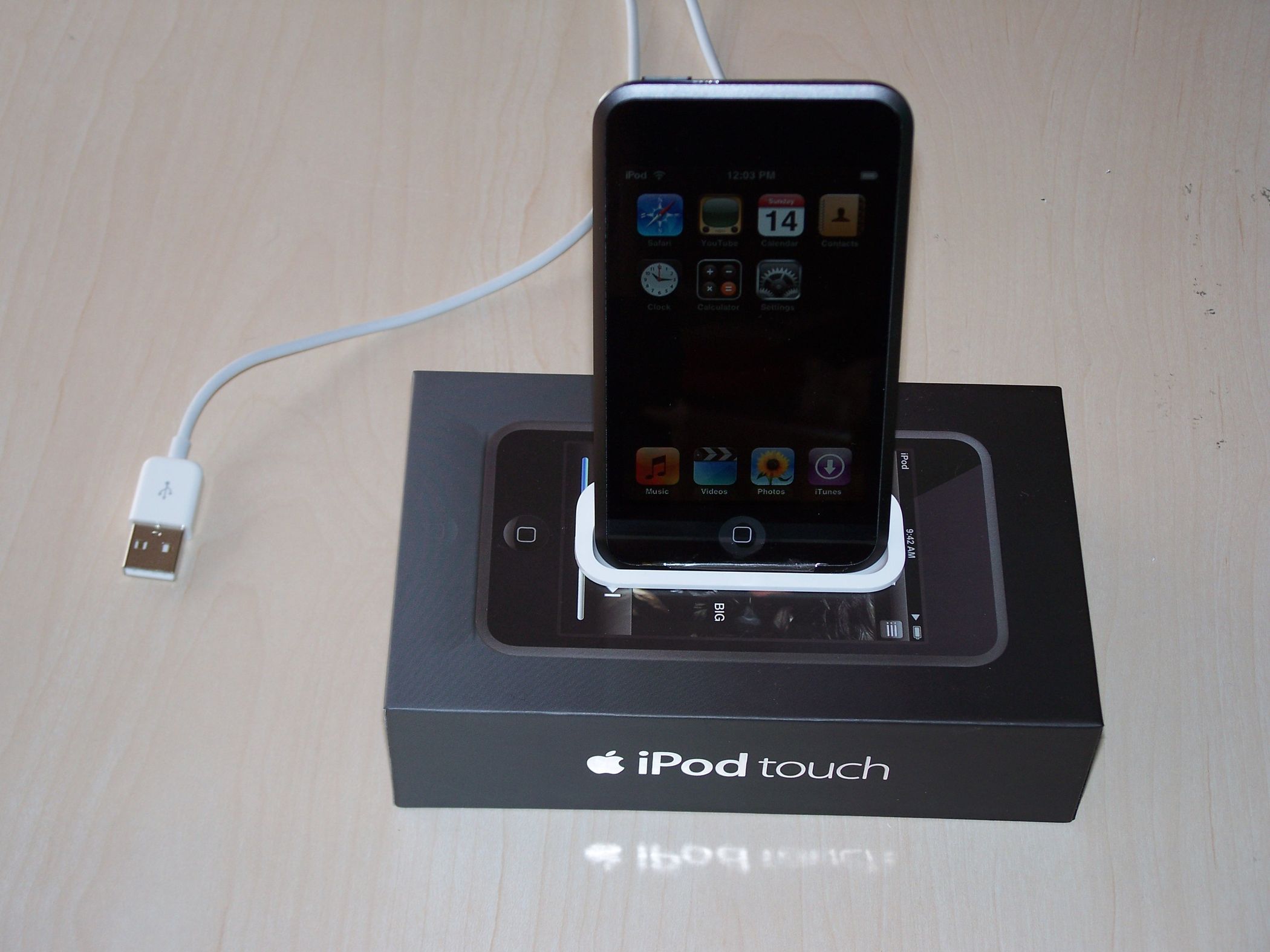 Free IPod Touch Dock : 5 Steps (with Pictures) - Instructables