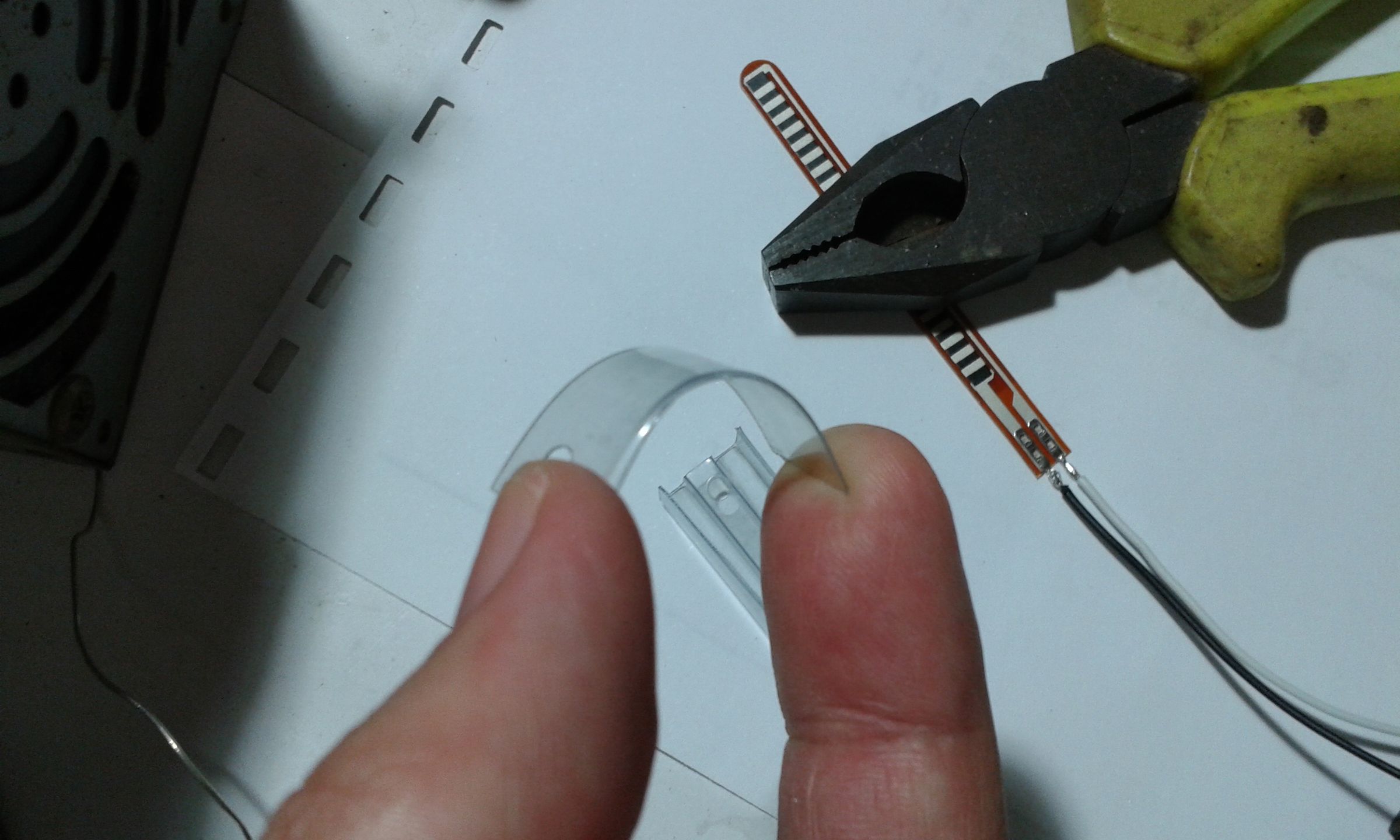 DIY Microcontroller - Hand Dynamometer : 7 Steps - Instructables