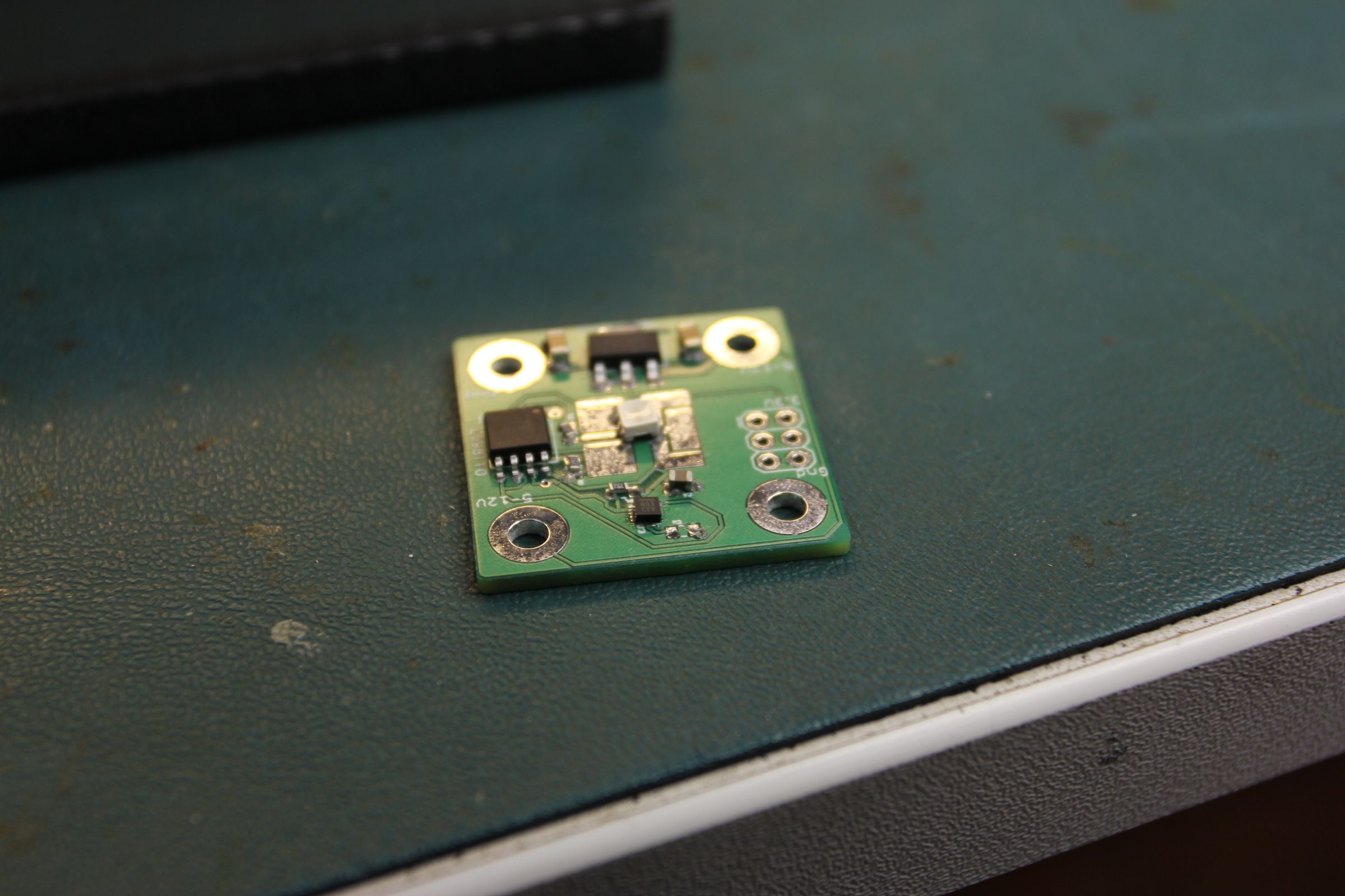 Soldering Tiny SMD Components the Easy and Fast Way (with a Hotplate ...