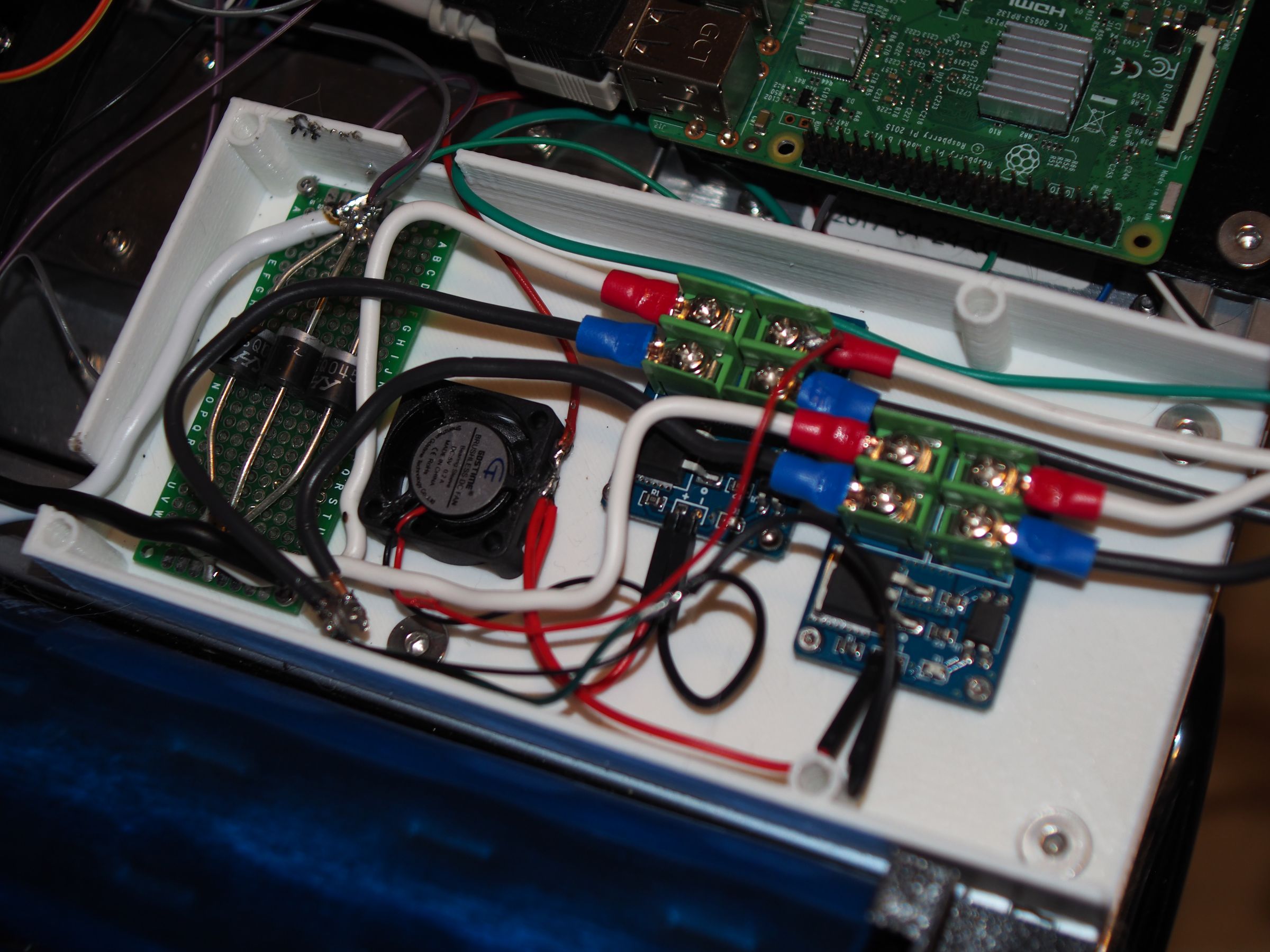 Super Capacitor Powered Raspberry Pi Laptop : 5 Steps - Instructables