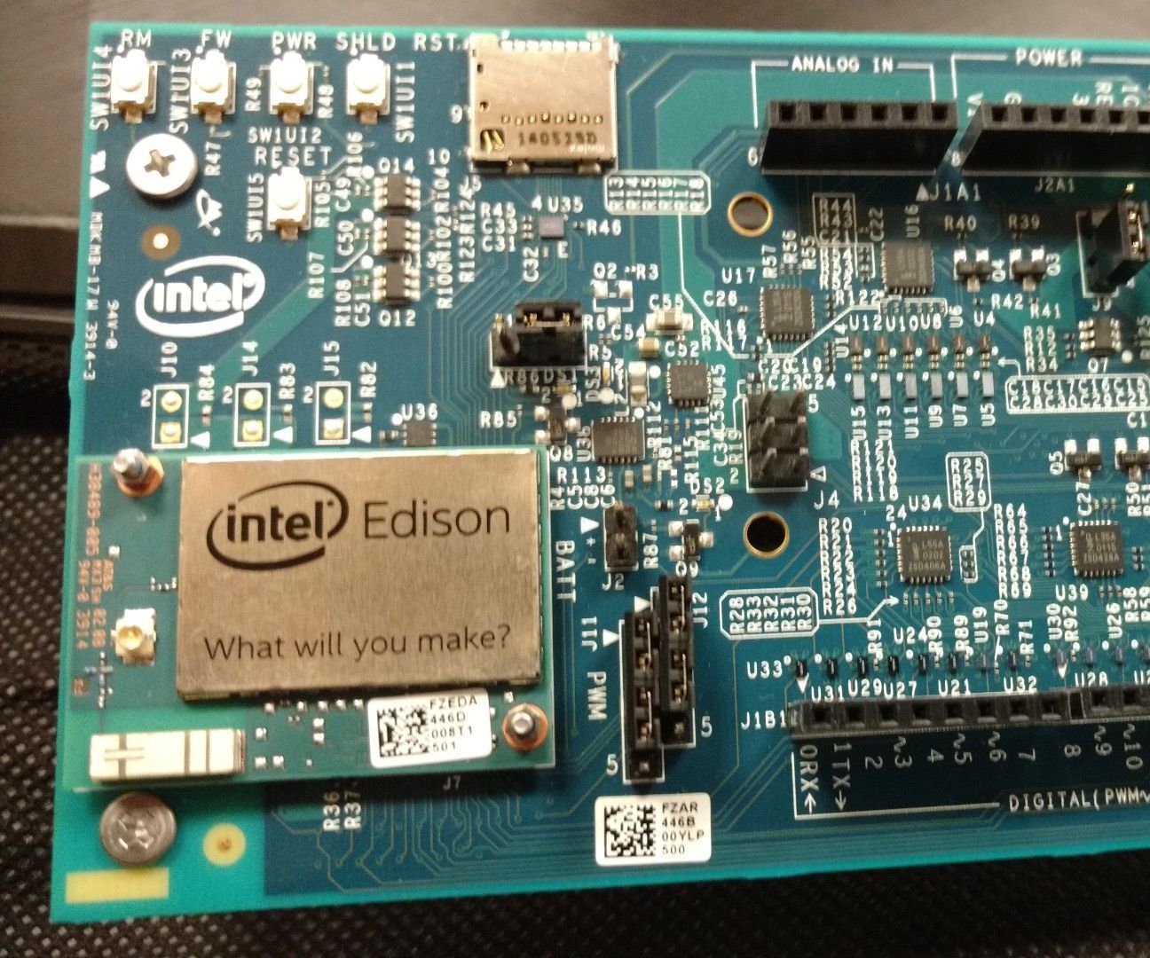 #IntelMakerMX 2015 - Instructables