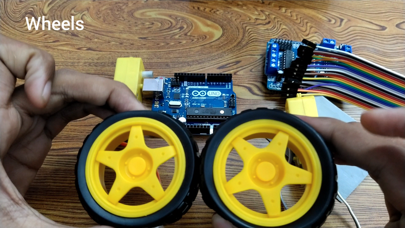 How to Make Small Obstacle Avoiding Car With L293d Motor Driver Shield ...