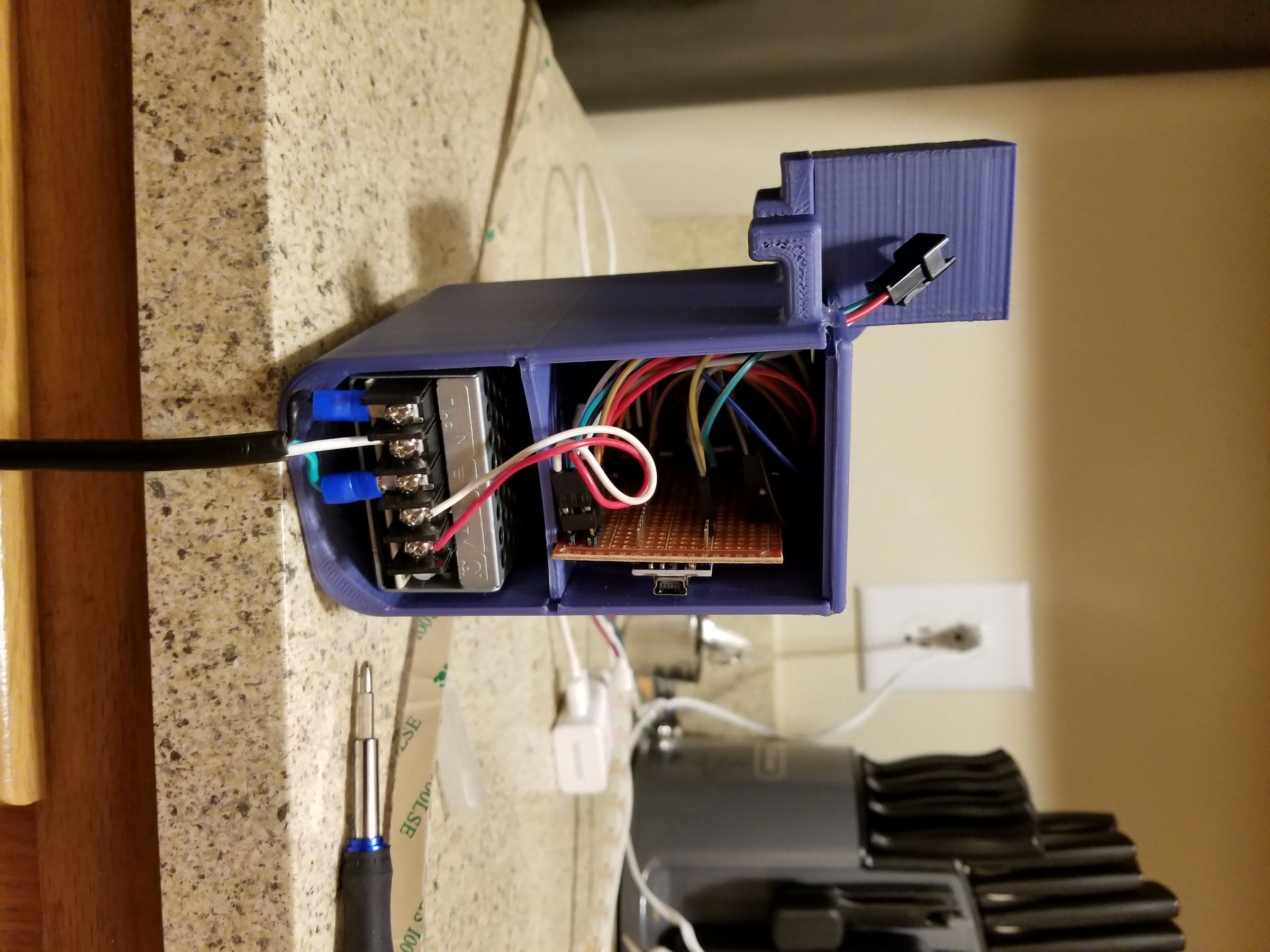 The Ultimate DIY Automatic Fish Feeder: Tier 2 : 10 Steps (with ...