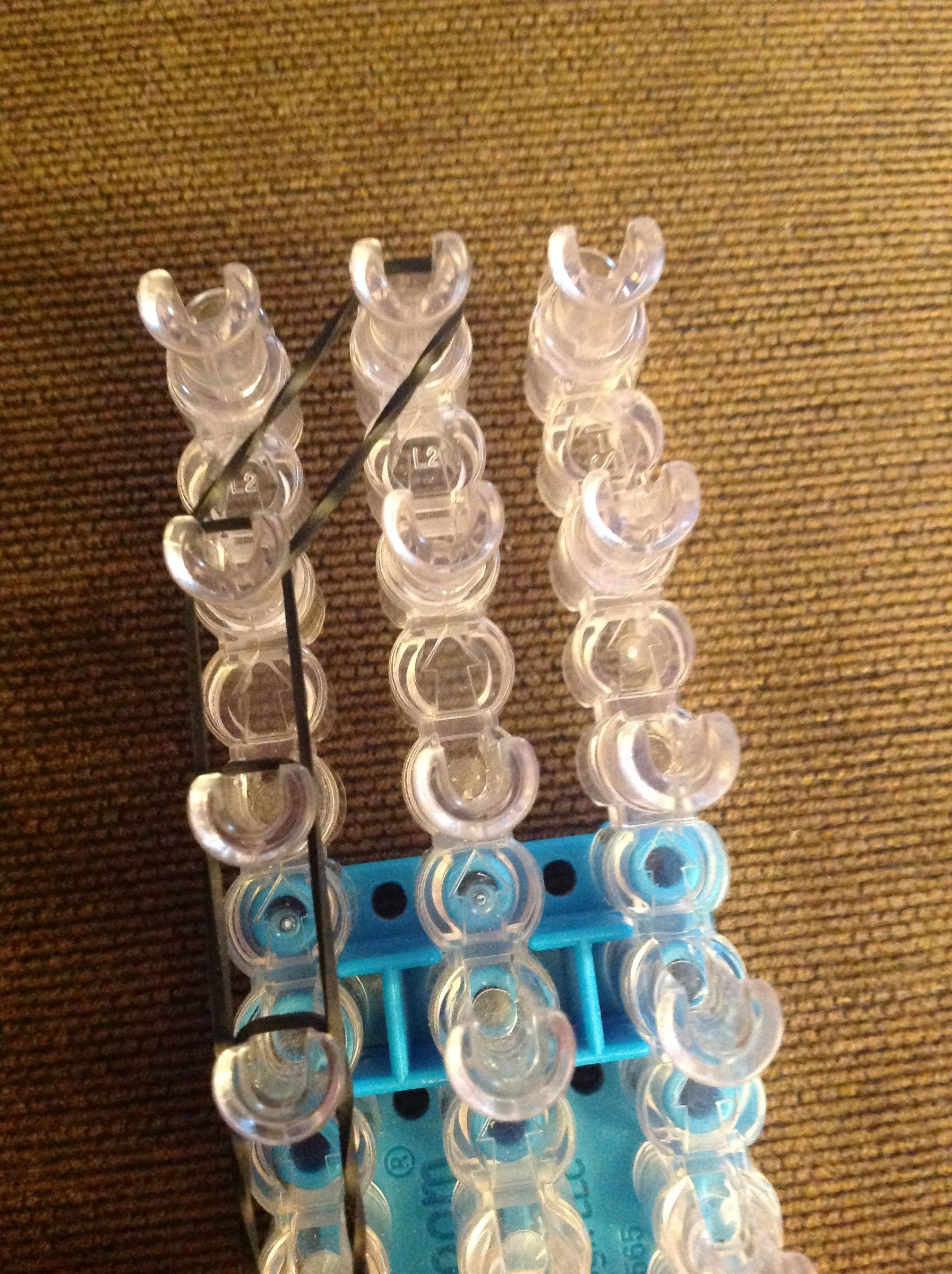 How to Make Rainbow Loom Bracelet Totem Pole : 9 Steps - Instructables