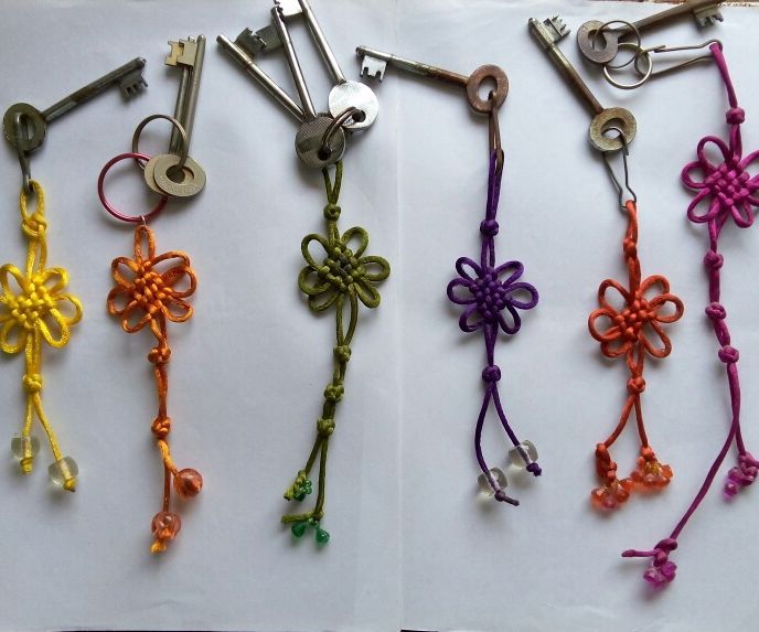 Colourful Key Chains-Rainbow - Instructables