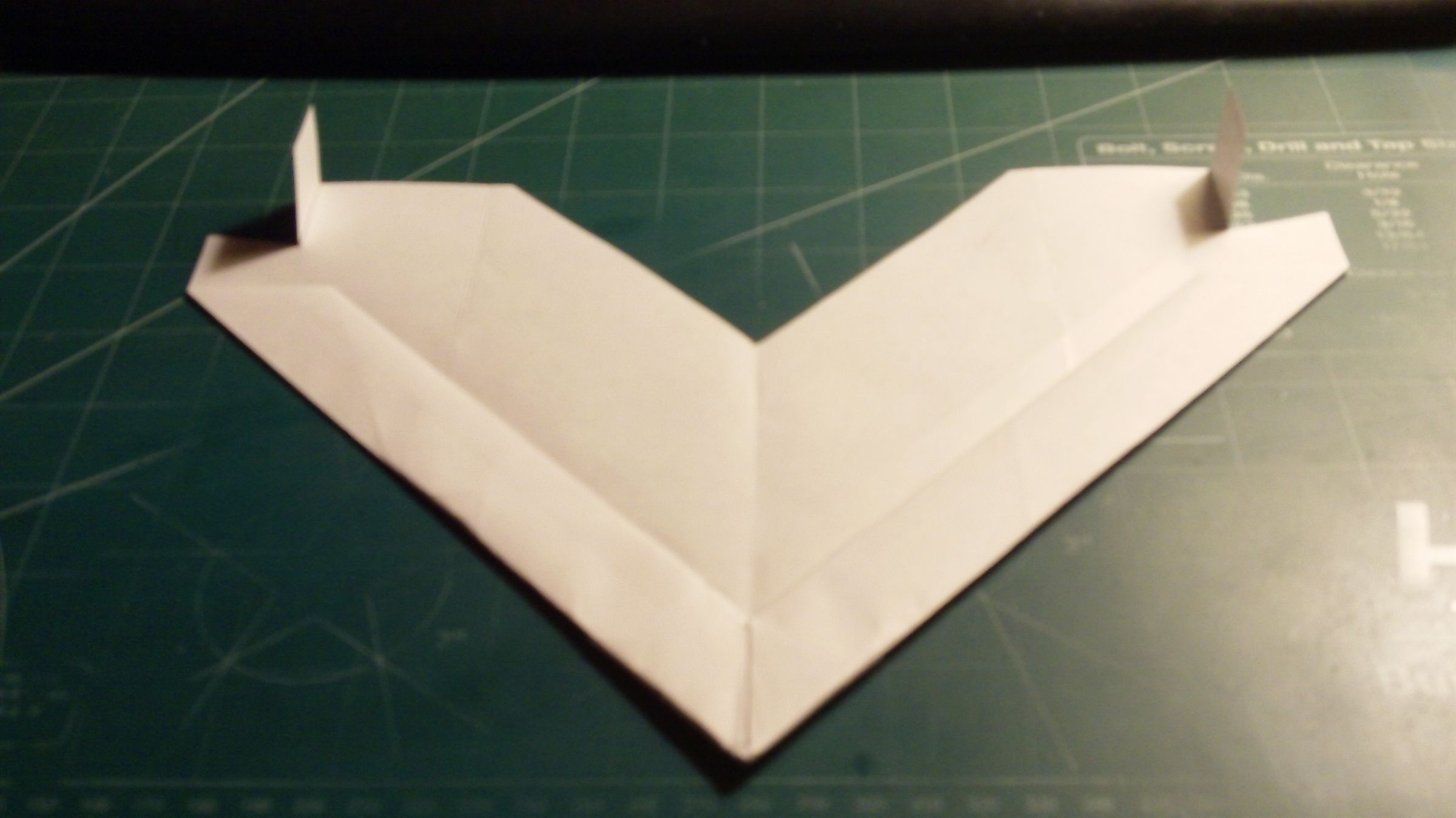 How to Make the Turbo Omniwing Paper Airplane : 5 Steps - Instructables