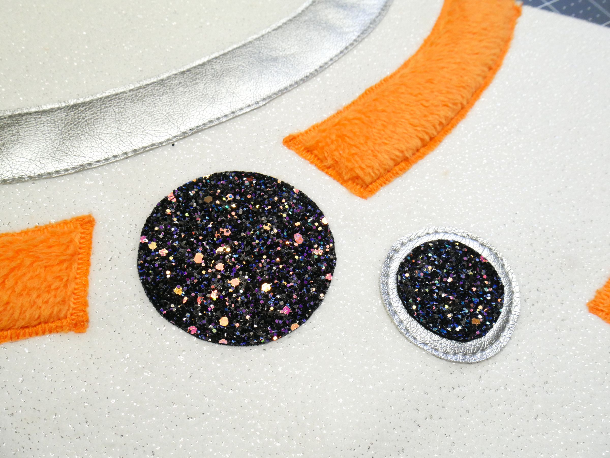 Star Wars BB8 Inspired Santa Hat : 10 Steps (with Pictures) - Instructables