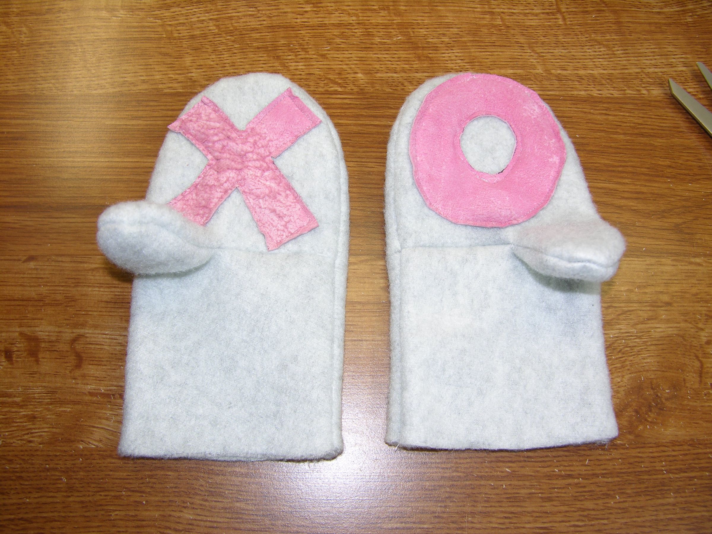Valentine Heart and Hug Waterproof Mittens : 12 Steps (with Pictures ...