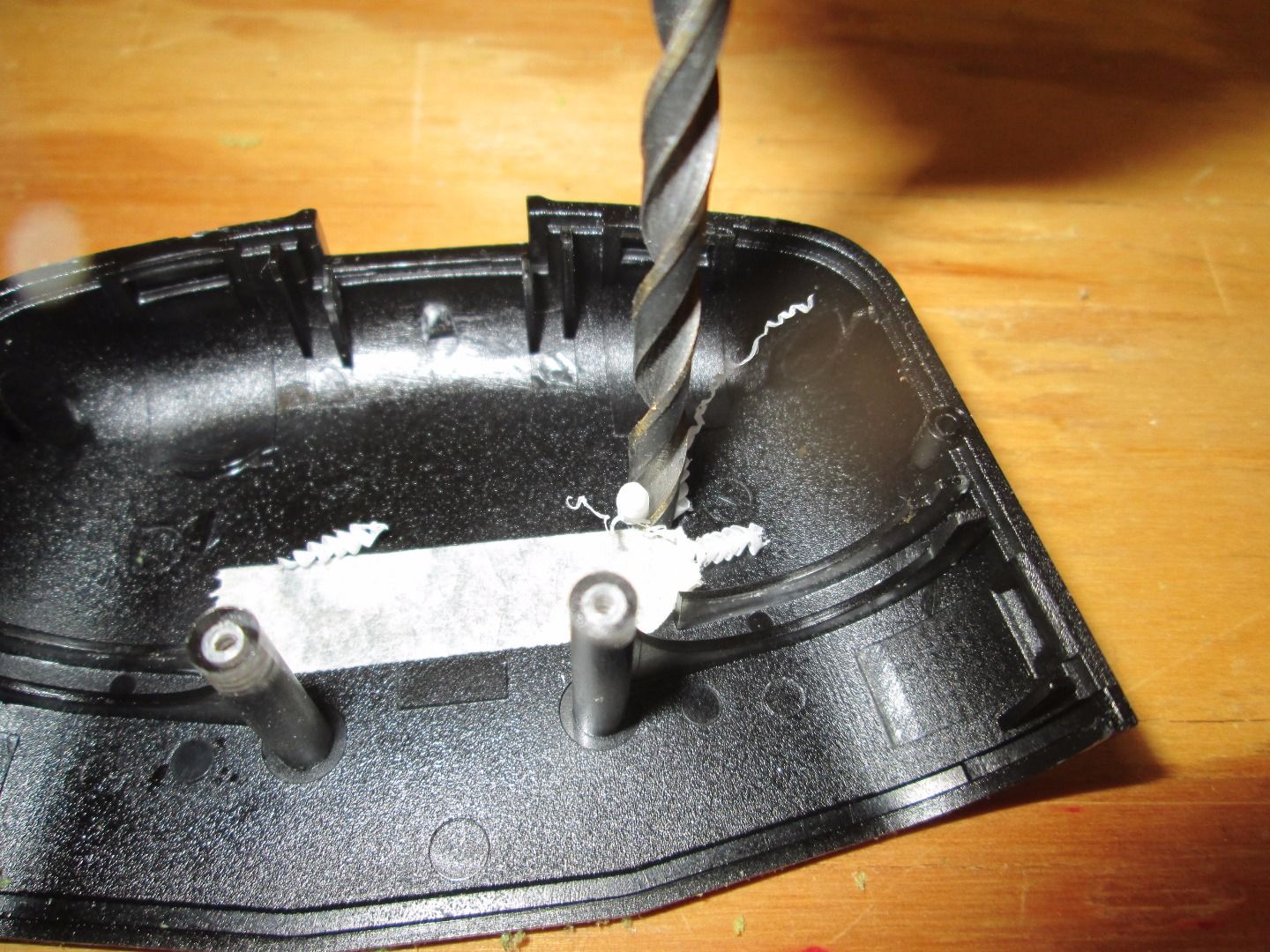 Install an Auxiliary Power Outlet in a Vehicle : 9 Steps - Instructables