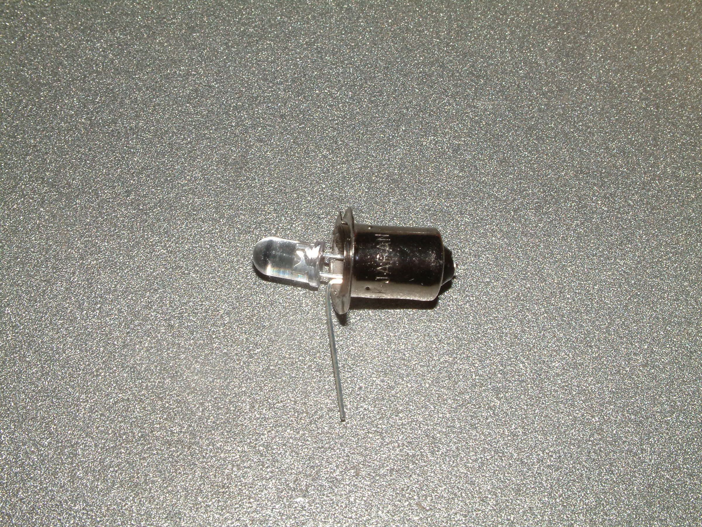 Replacing Old Bulb on a Small ANGLE HEAD Flashlight With a LED Diode ...