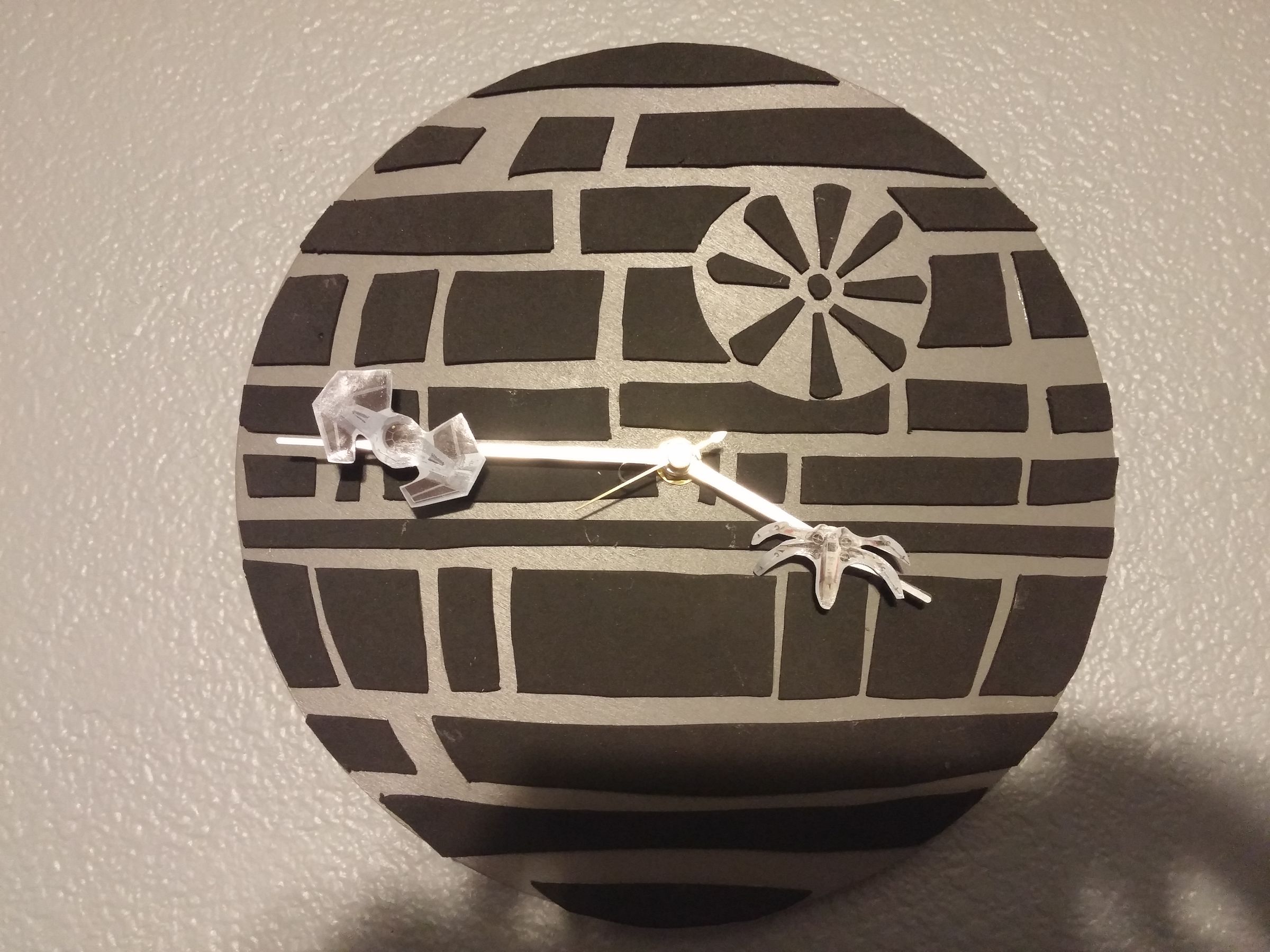 DIY Death Star Clock : 7 Steps (with Pictures) - Instructables