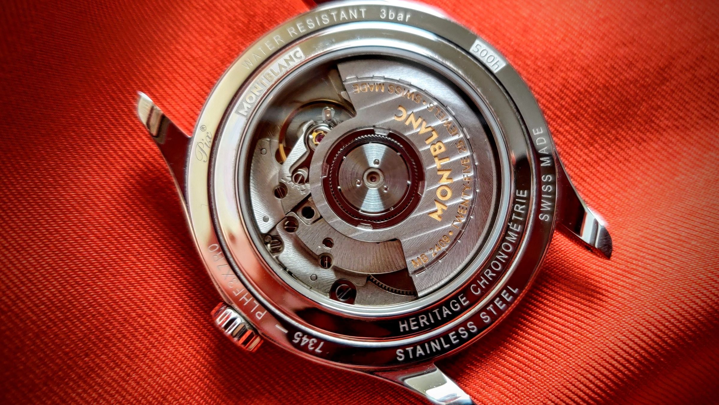 The Art of Luxury Leathercraft: Handcrafting a Leather Watch Strap : 25 ...