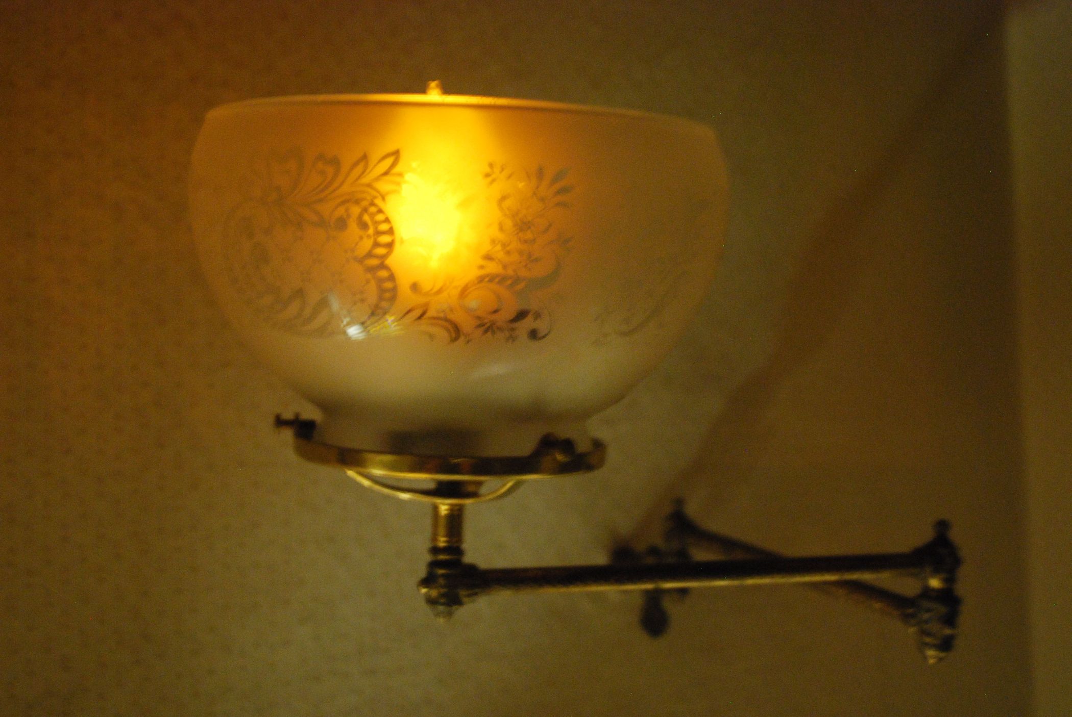 LED-based Faux Gas Lamp : 6 Steps - Instructables