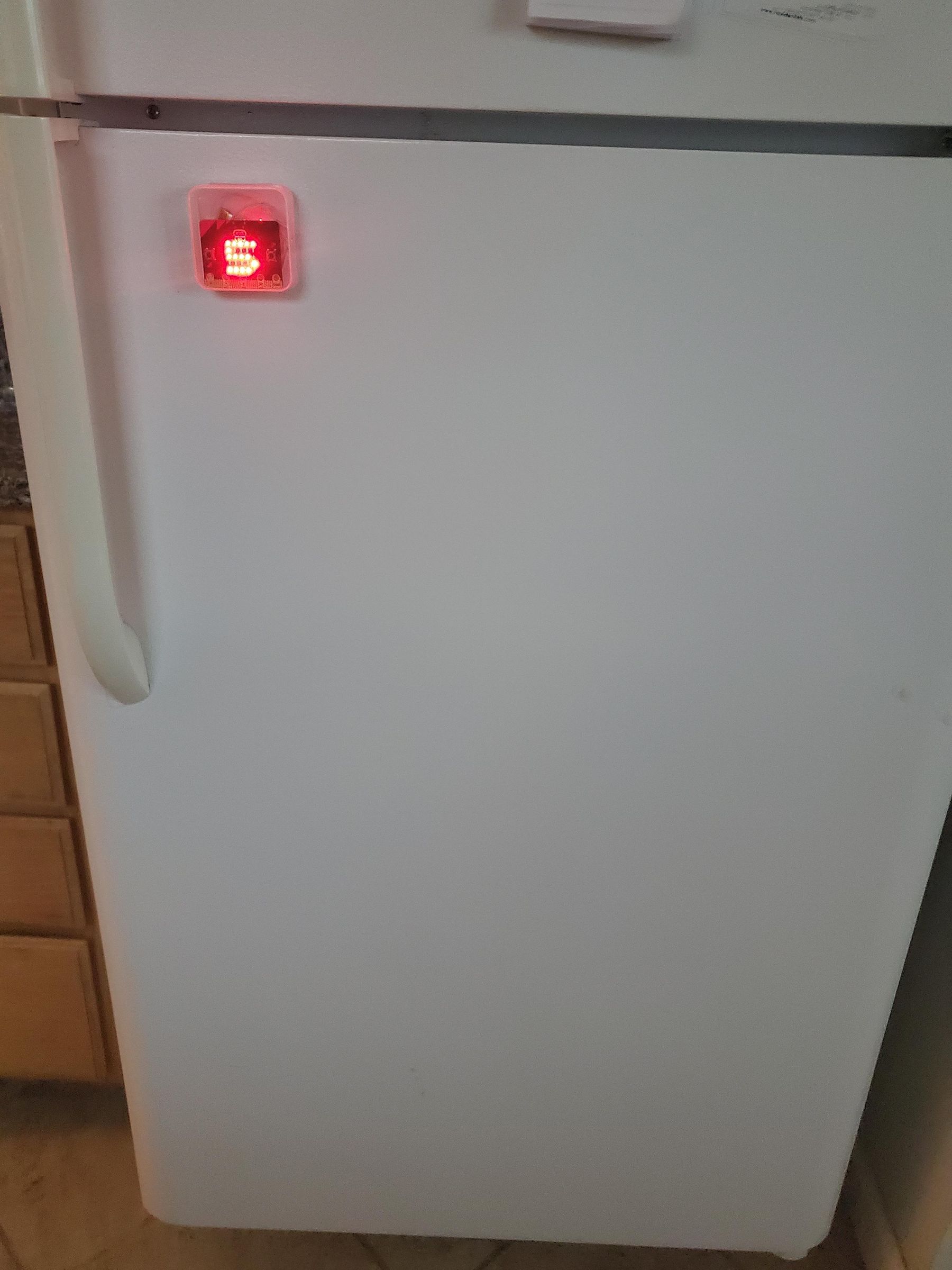 Micro:bit TrackingThings Opened Fridge Detector : 3 Steps - Instructables
