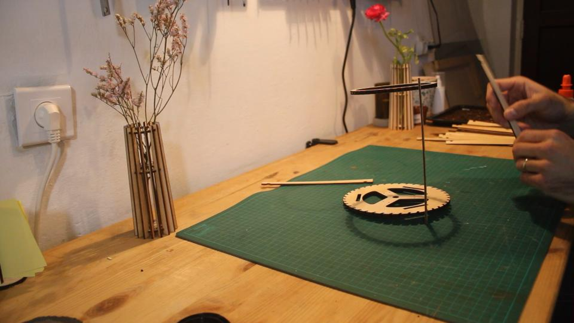 Laser Cut Wooden Table Lamp : 6 Steps (with Pictures) - Instructables