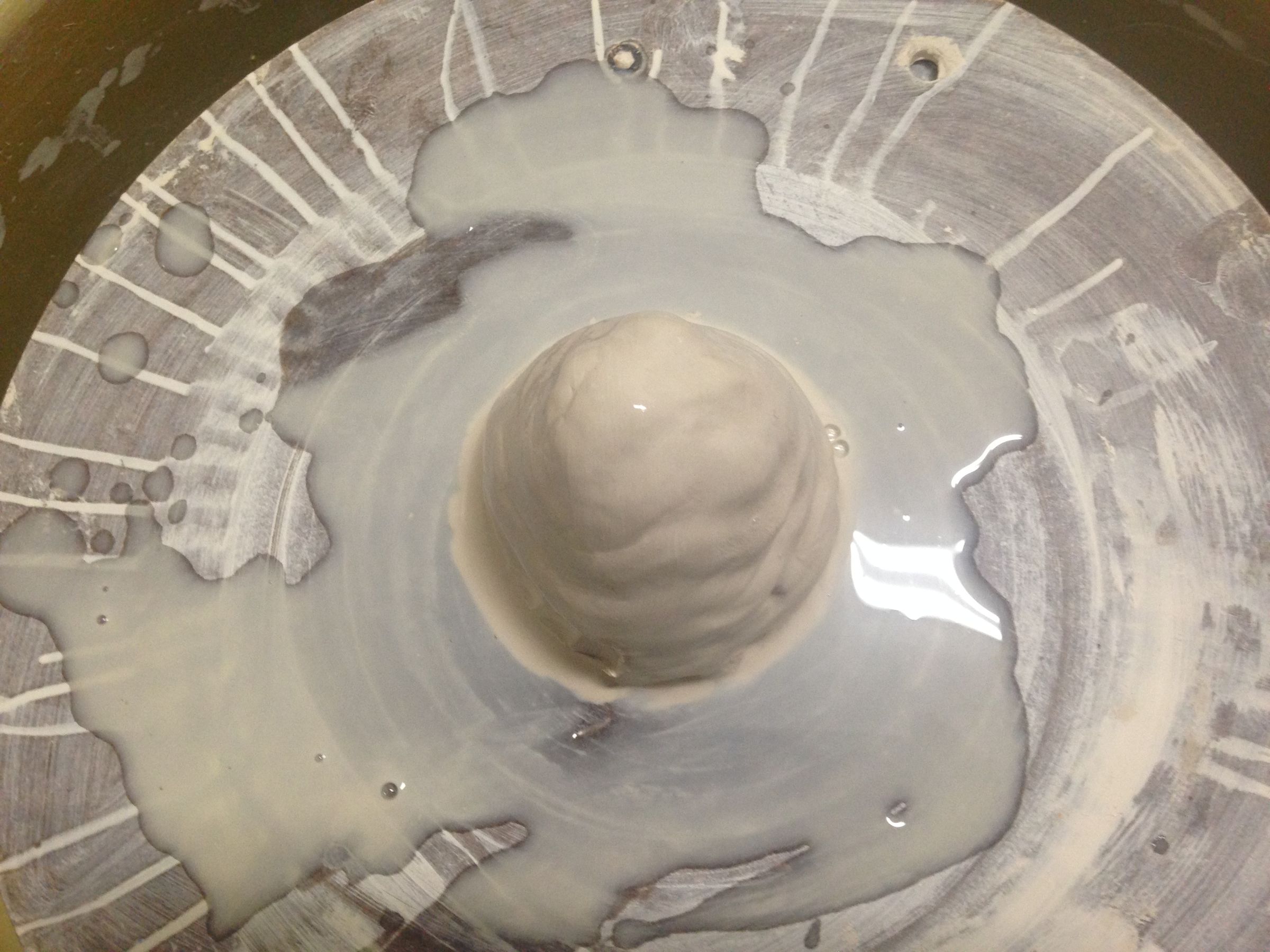 Throwing a Pot 101 : 14 Steps (with Pictures) - Instructables