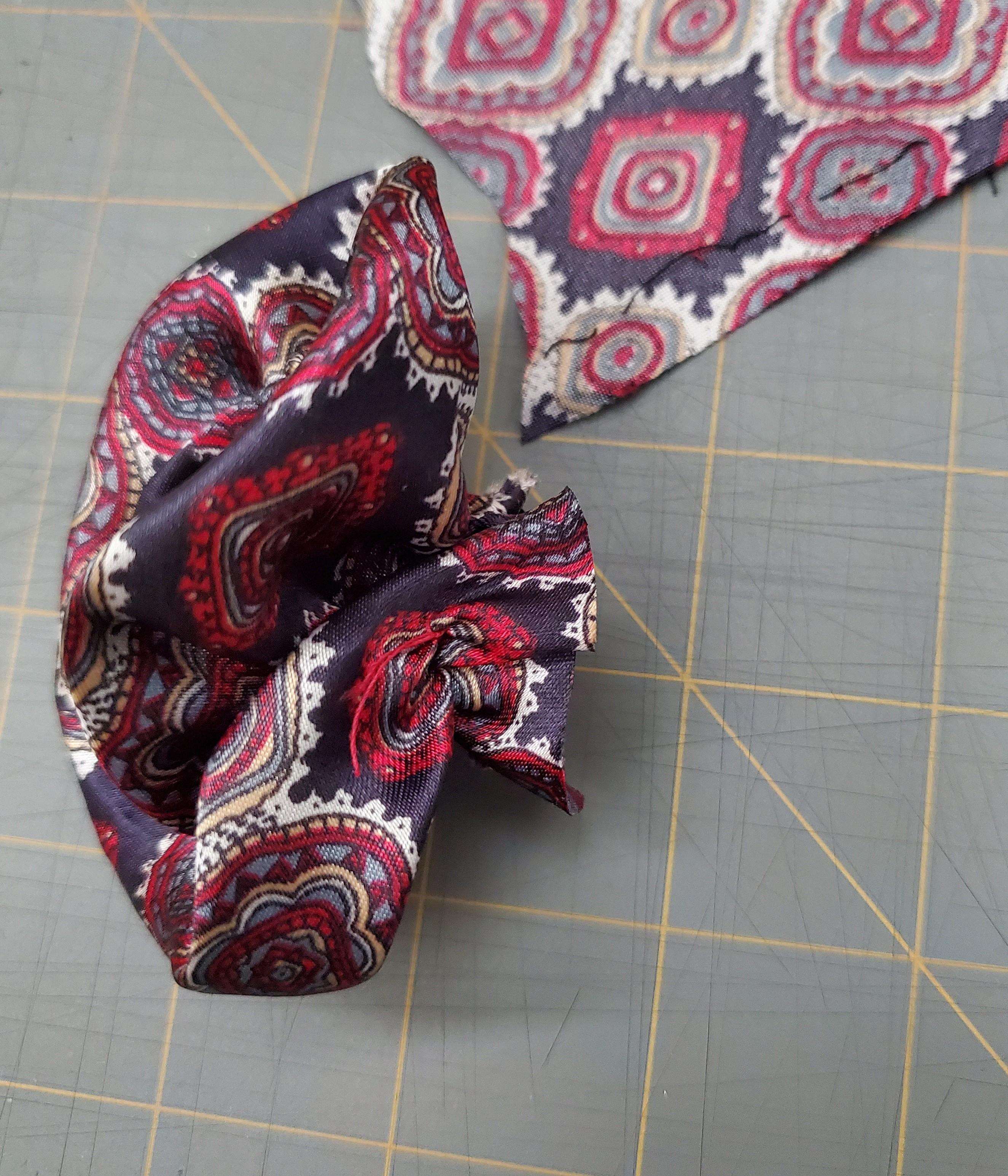 Upcycled Silk Tie Flower Broach : 6 Steps (with Pictures) - Instructables