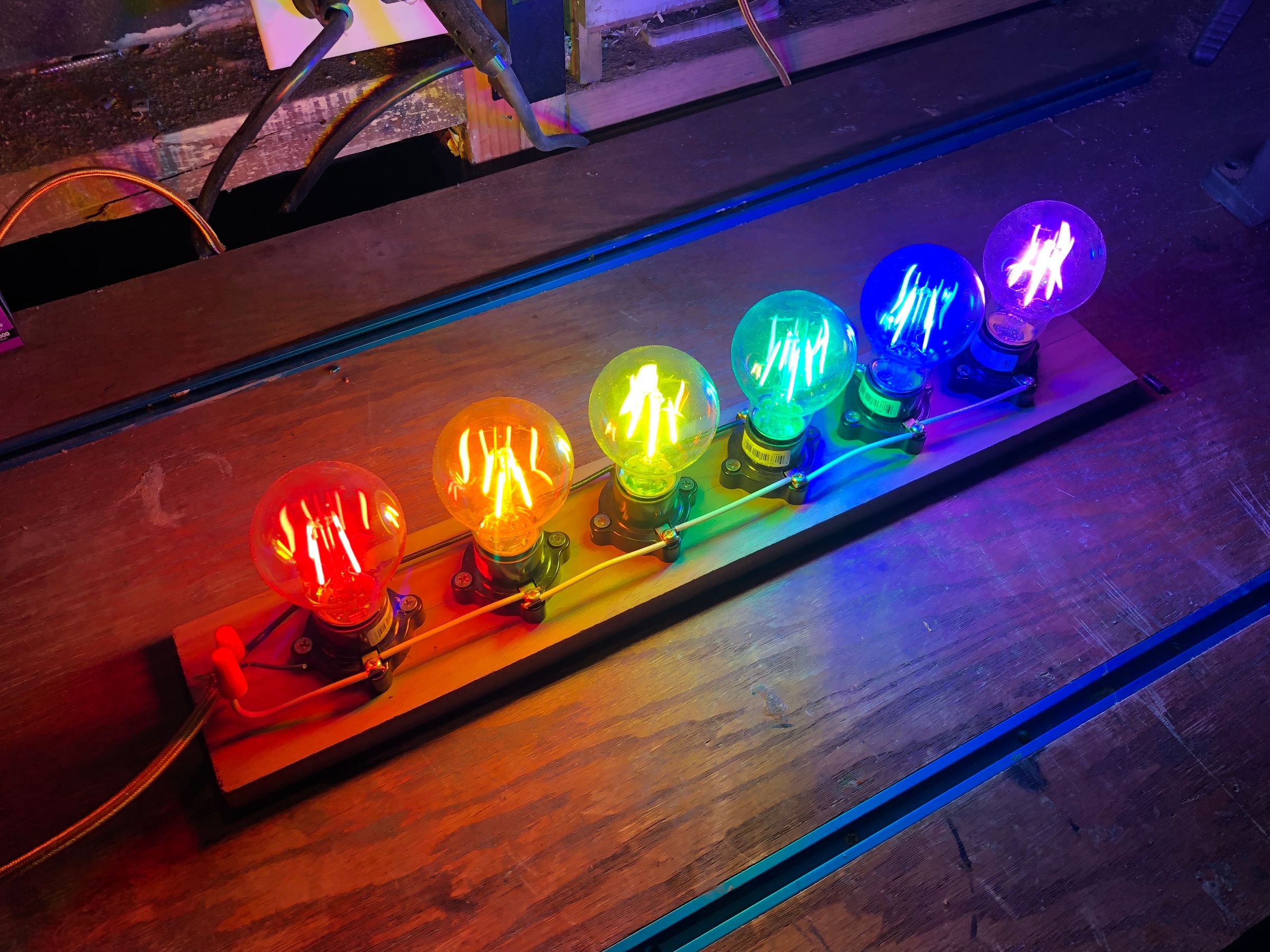 Polychrome LED Filament Lamp : 6 Steps (with Pictures) - Instructables