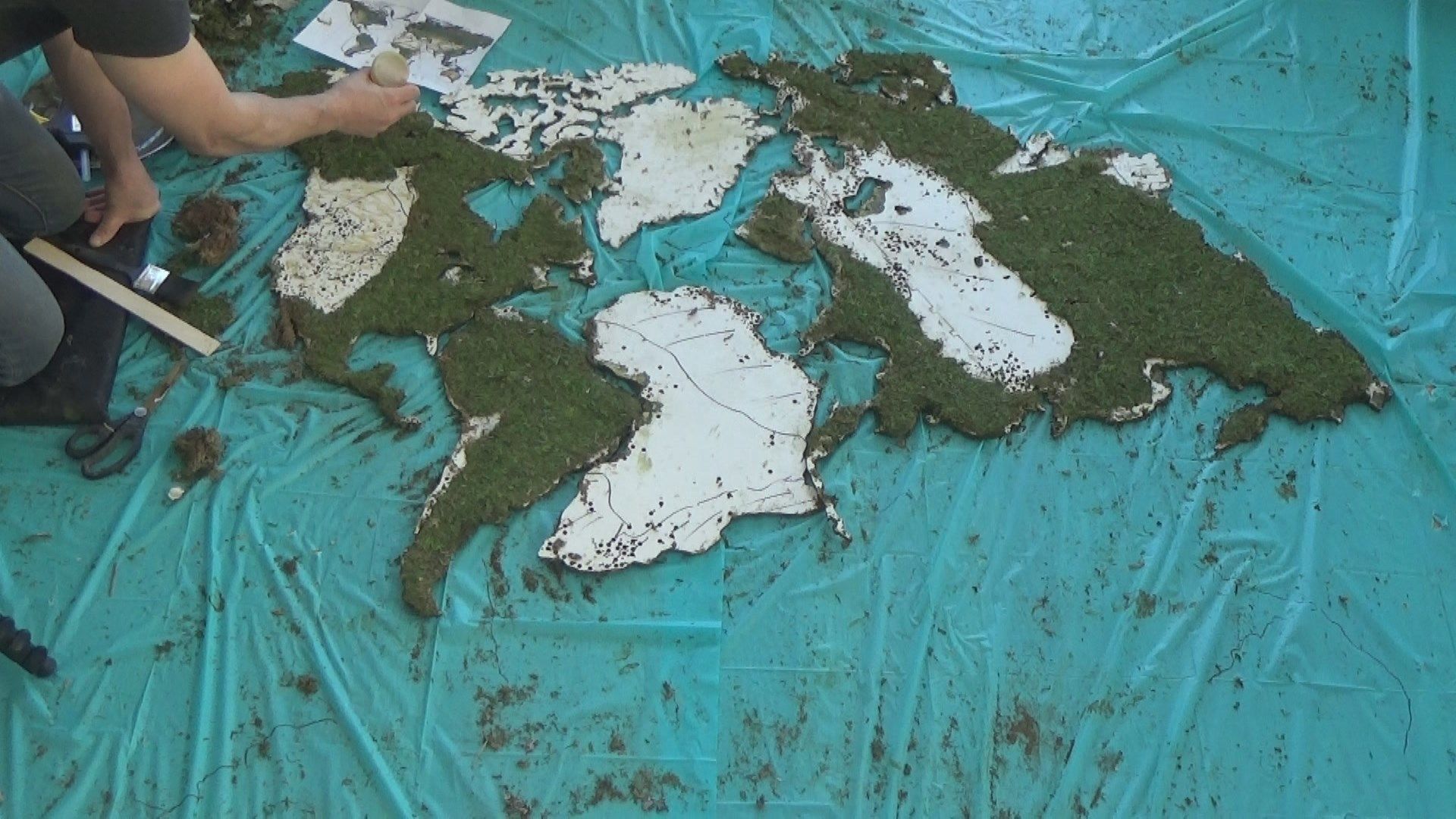 Floating World Backlit Moss Map With Arduino Fiber Optic LED Cities ...