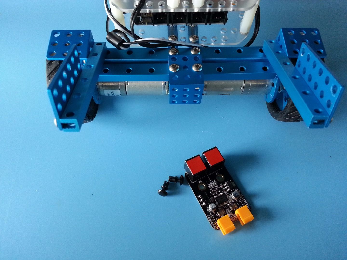 How to Build a Skill Racing Car With Makeblock : 28 Steps (with ...