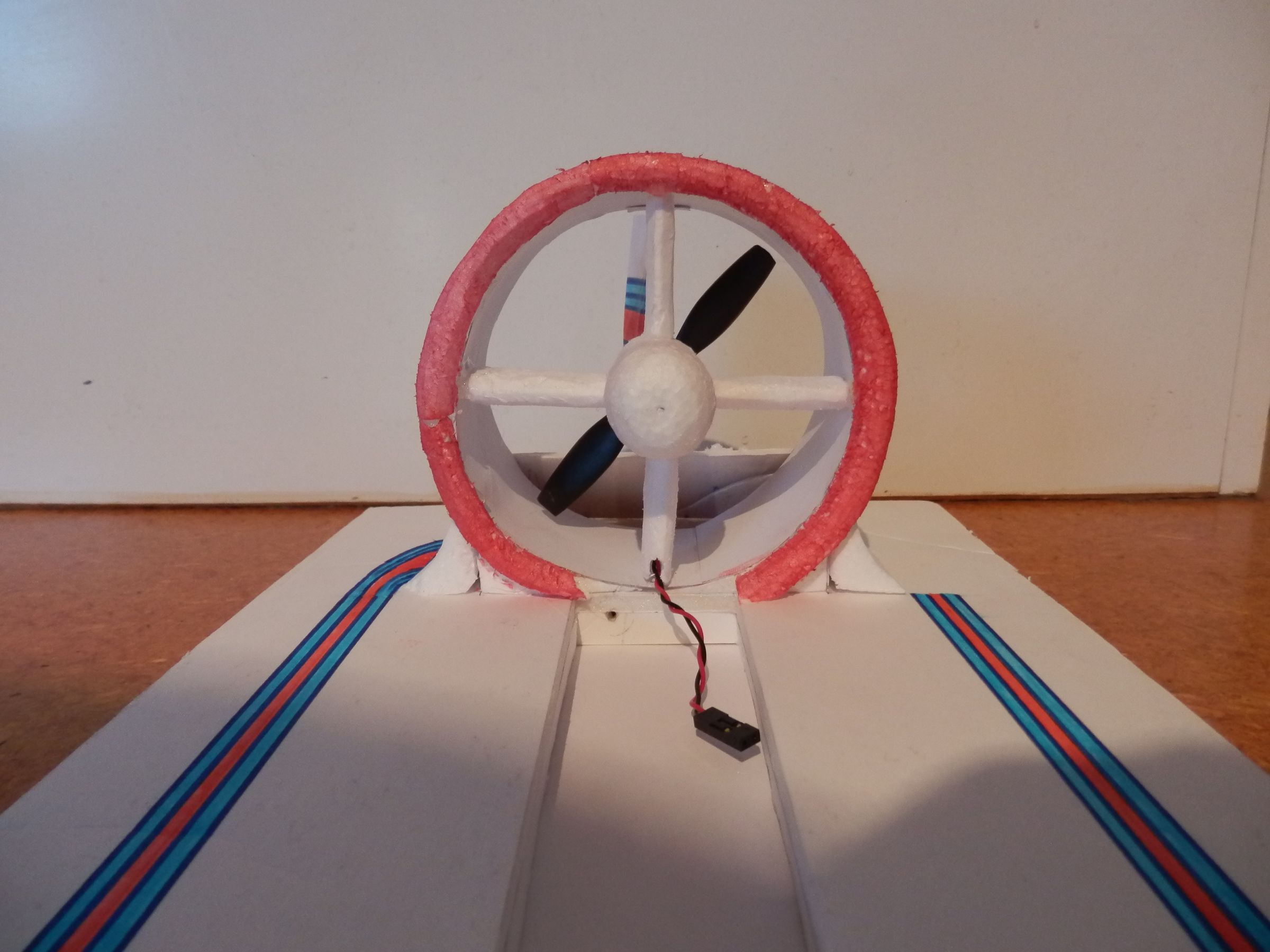 R/c Racing Hovercraft, 2 Channel : 7 Steps - Instructables