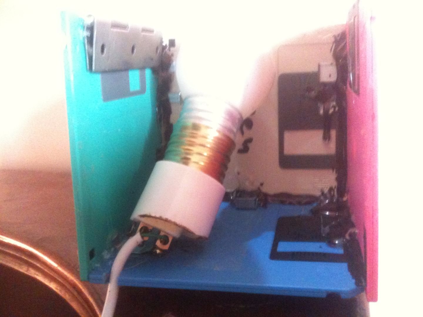 Floppy Disk Lamp : 7 Steps (with Pictures) - Instructables