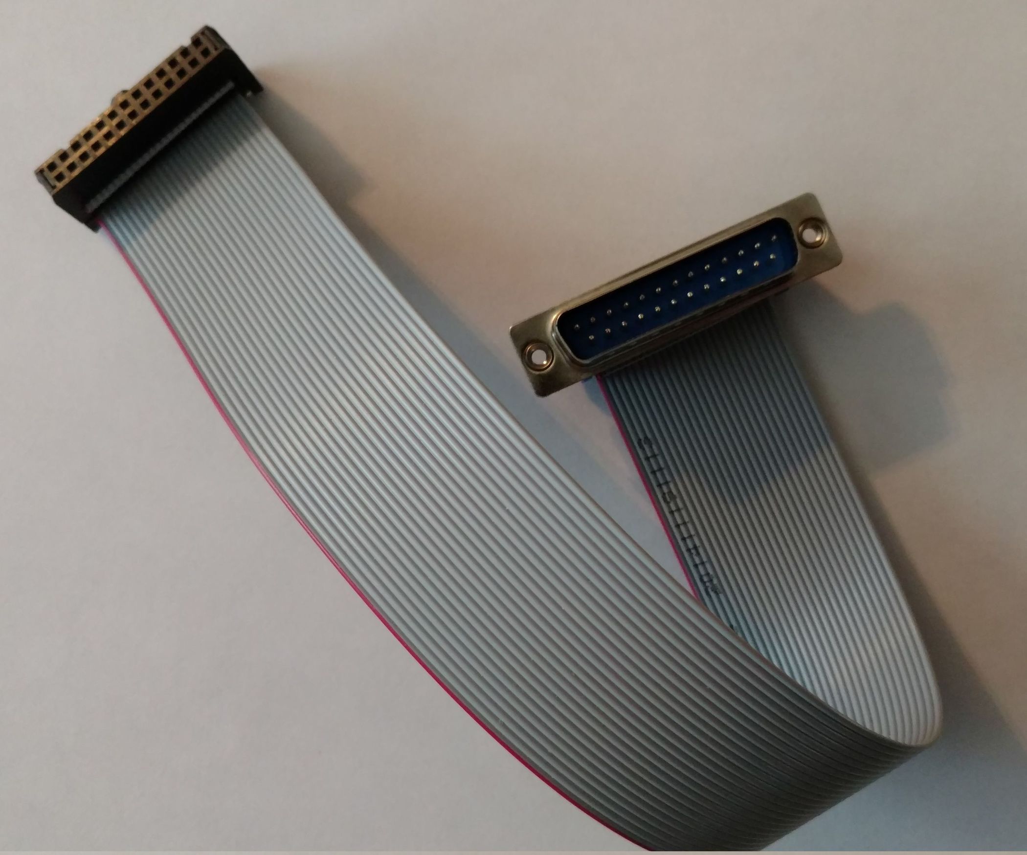 DIY IDC26 Female to DB25 Male Ribbon Cable : 4 Steps (with Pictures ...