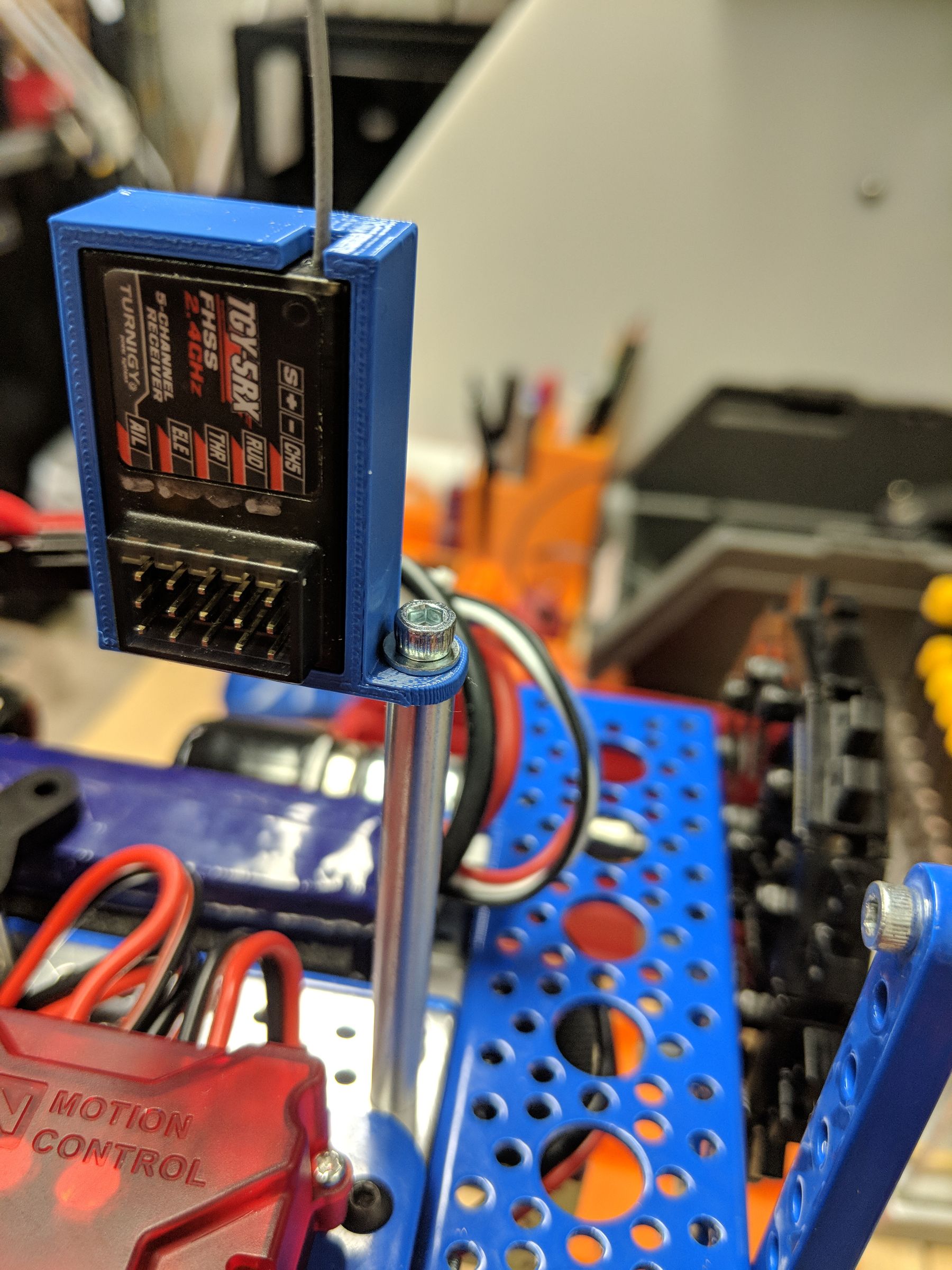 Trackbot Mk V : 8 Steps (with Pictures) - Instructables