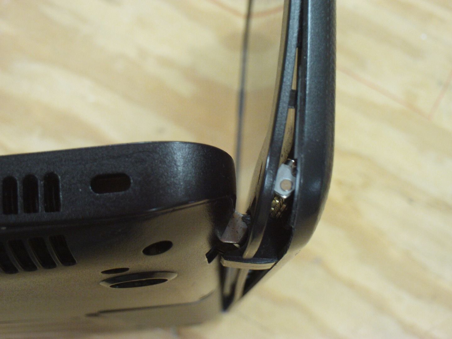Repair a Broken Toshiba Laptop Hinge : 8 Steps (with Pictures ...