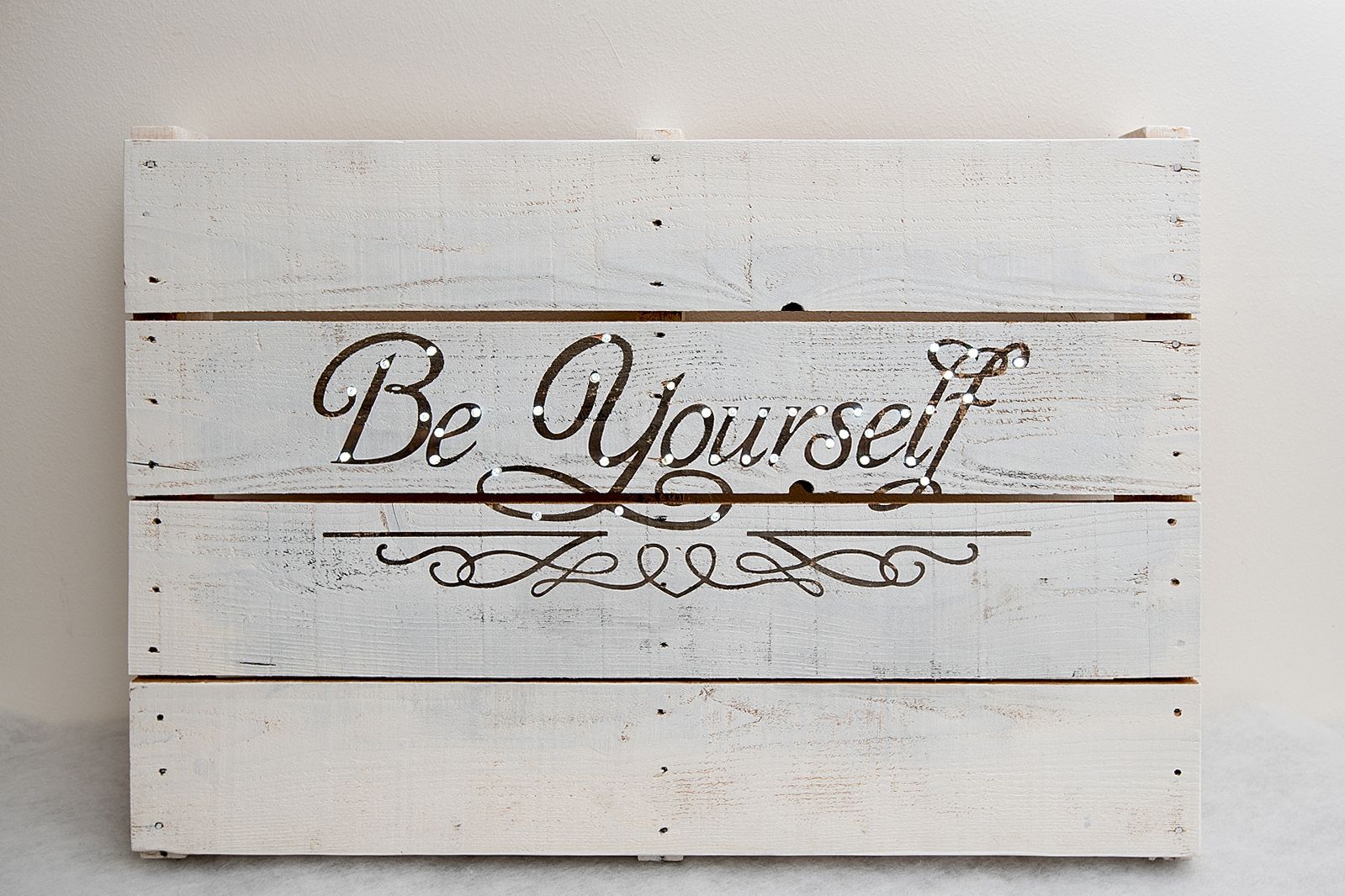 Letter Wall Decor With LED Lights : 7 Steps (with Pictures) - Instructables