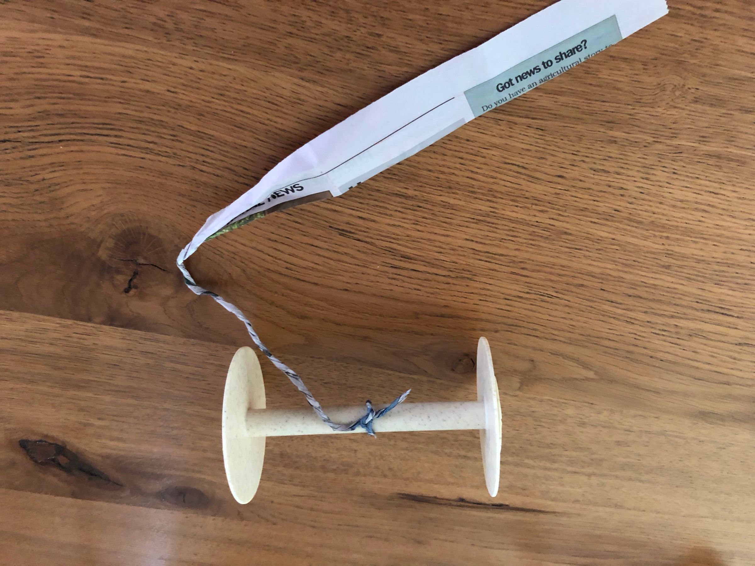 Hand Spun Newspaper Yarn : 9 Steps (with Pictures) - Instructables