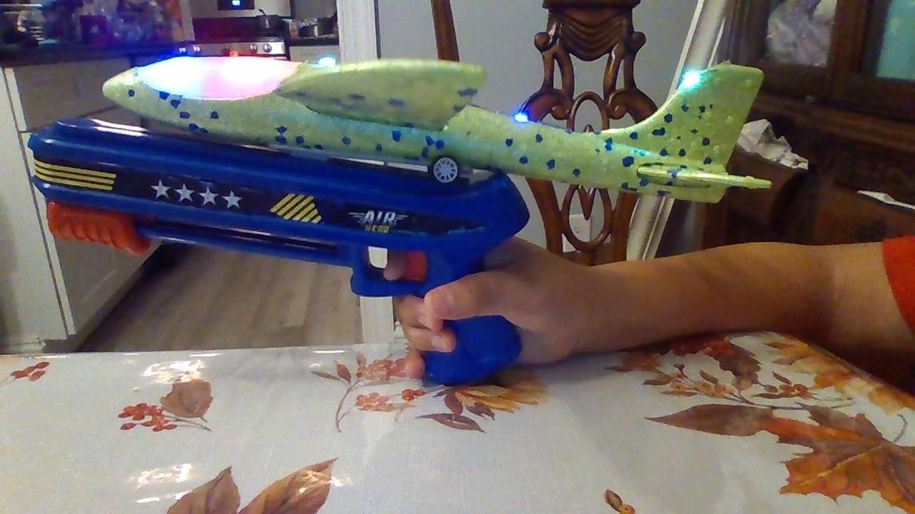 Paper Airplane Launcher and Paper Air Plane With Rubber Wheels ...