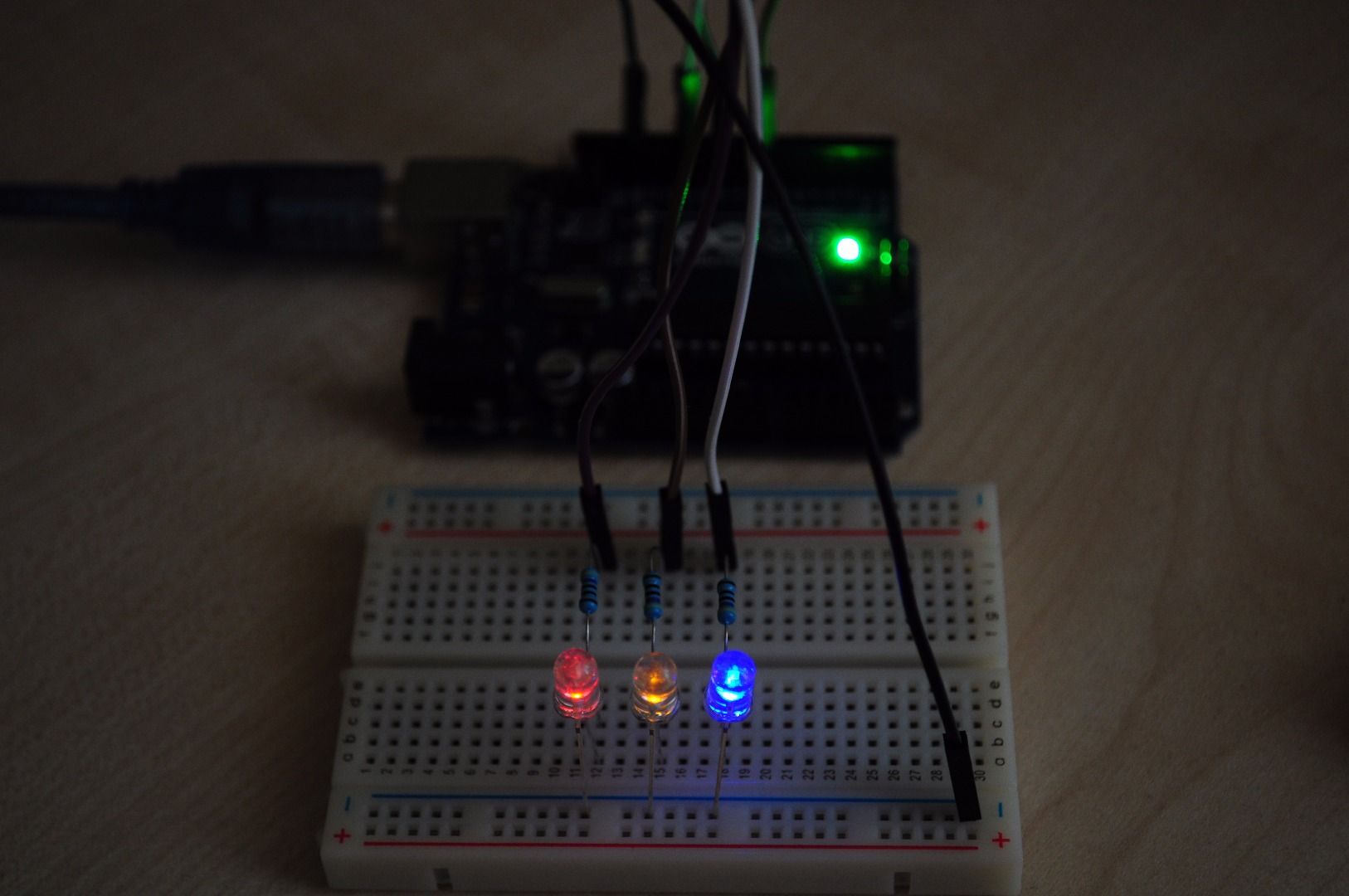 Simple Arduino LED Flag Flasher : 4 Steps (with Pictures) - Instructables