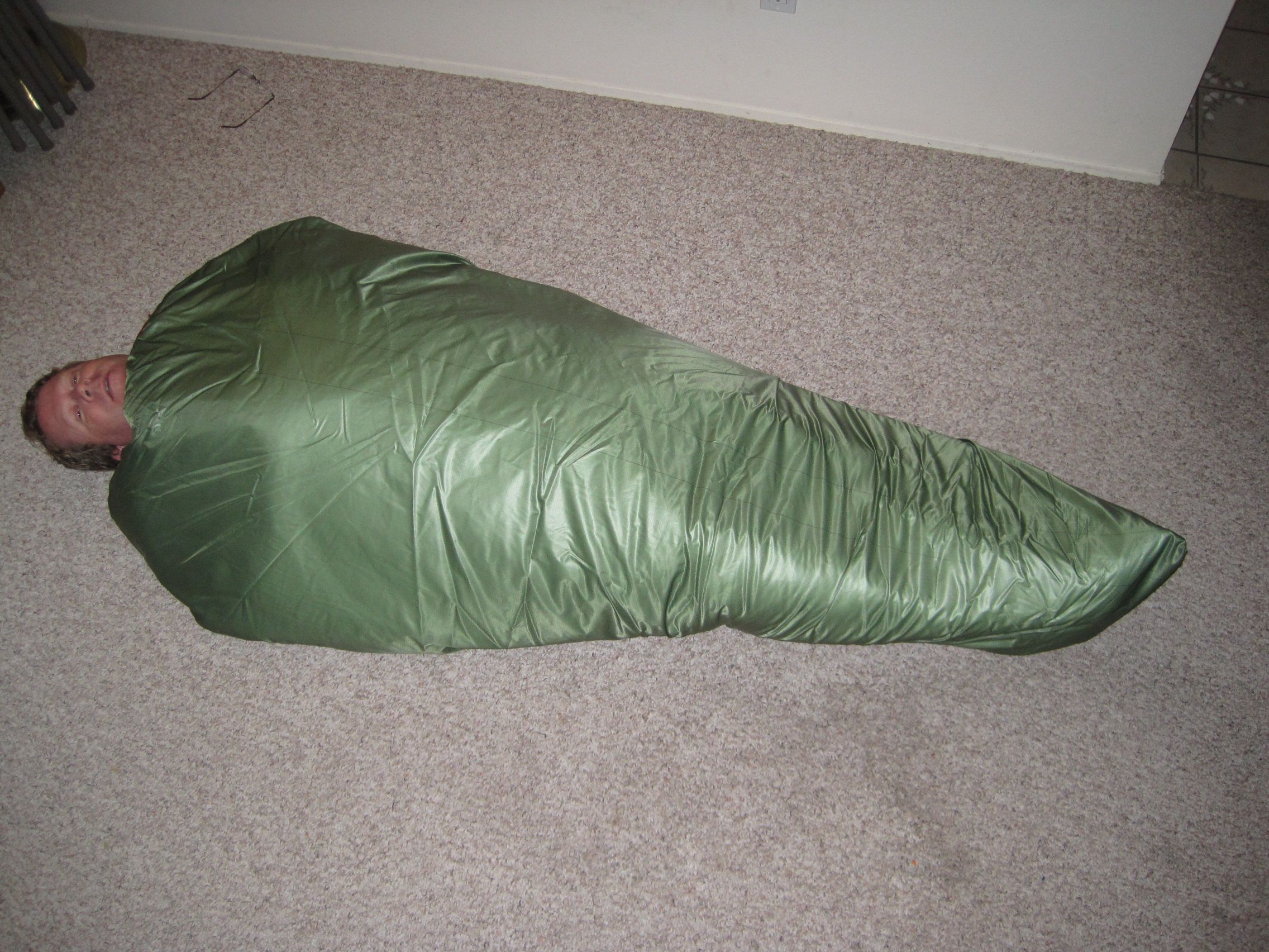 Multipurpose Snuggie and Camping Quilt : 9 Steps - Instructables