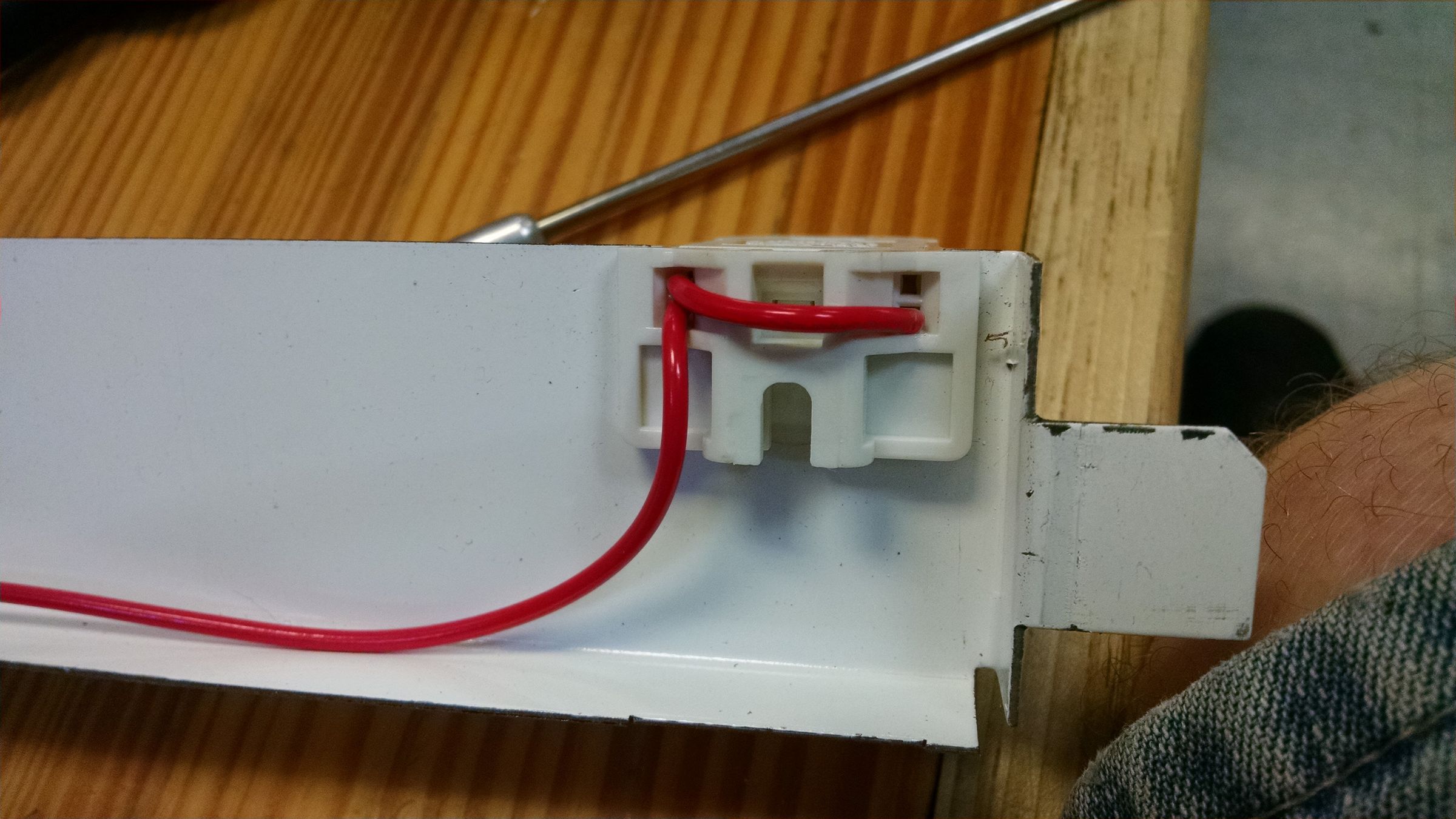 T12 Fluorescent Light Ballast Replacement : 4 Steps (with Pictures ...