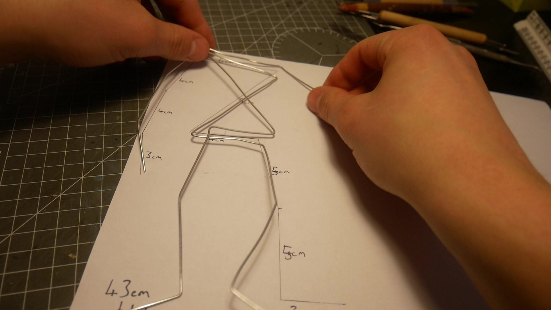 Sculpting a Fantasy Character With a Wire Armature : 9 Steps (with ...