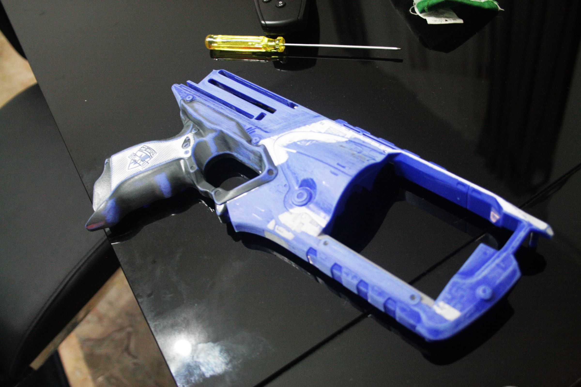 Nerf Strongarm Borderlands 2 Hyperion Gun Replica : 11 Steps (with Pictures) - Instructables