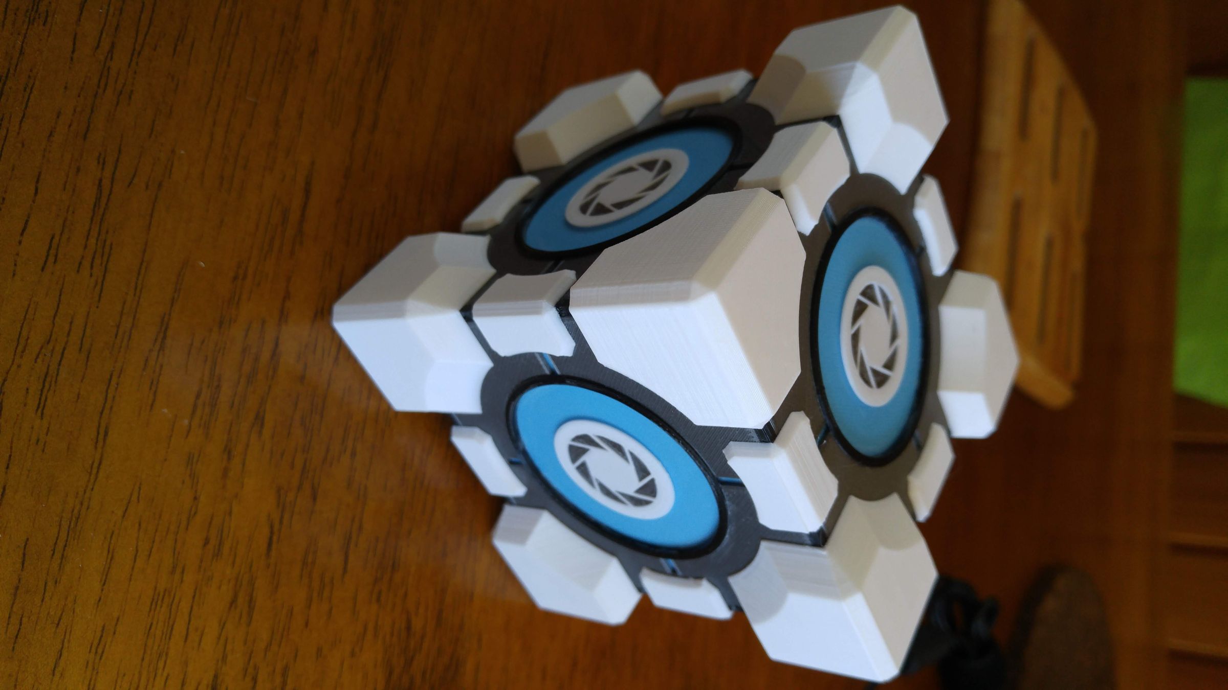 Portal Cube : 7 Steps (with Pictures) - Instructables
