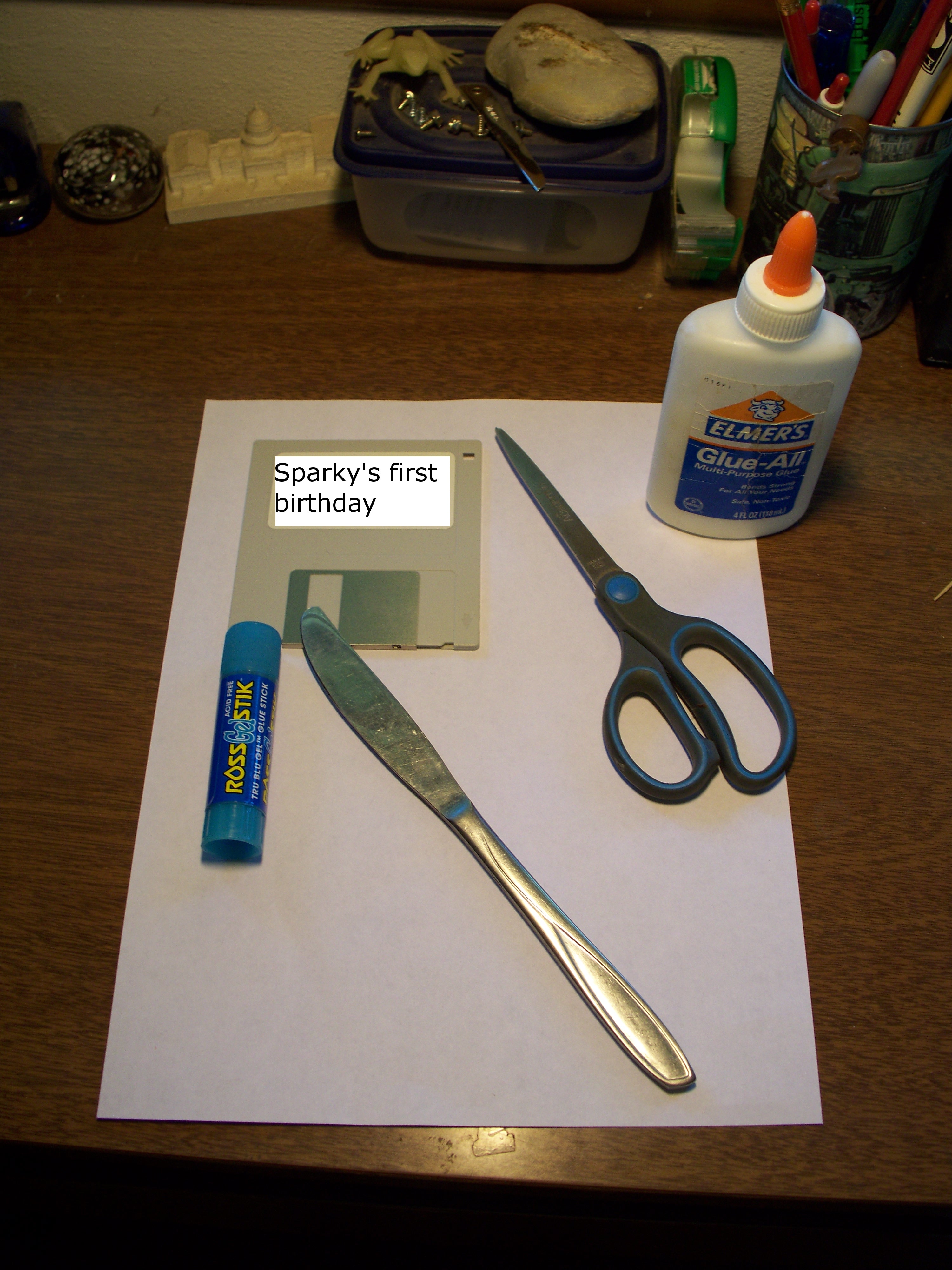 Hide Passwords in an Old Floppy Disk : 6 Steps - Instructables