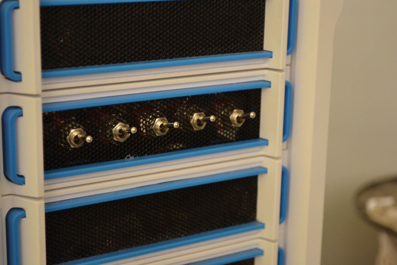 PC Switch Panel : 5 Steps (with Pictures) - Instructables