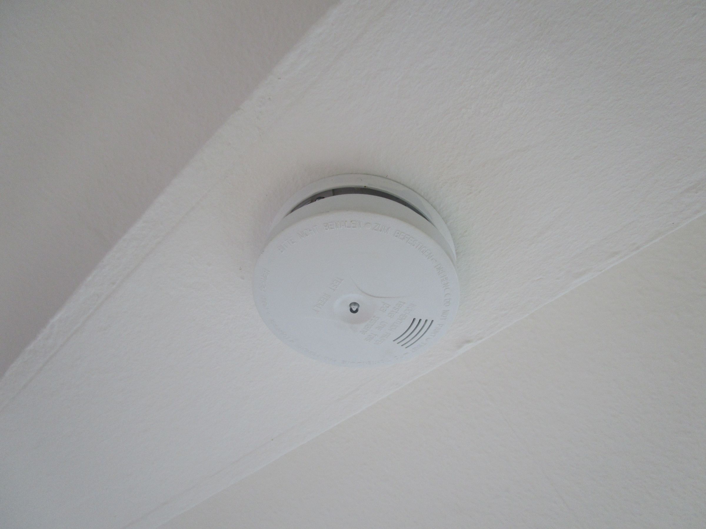 Smoke Detector Mount Bracket Repair : 3 Steps - Instructables
