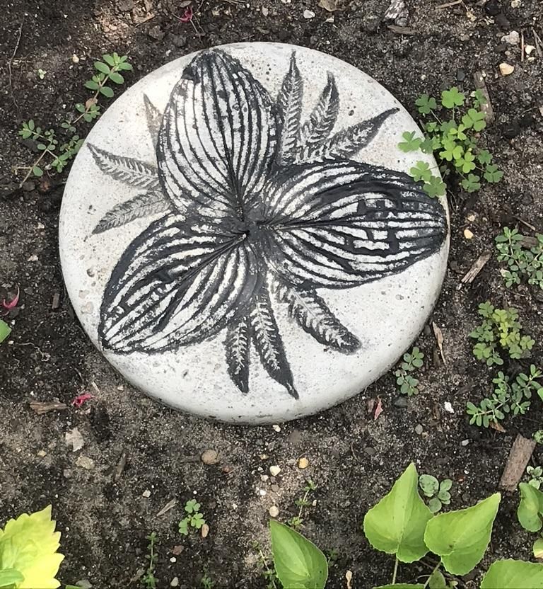 Leaf Motif Garden Stepping Stone : 12 Steps (with Pictures) - Instructables
