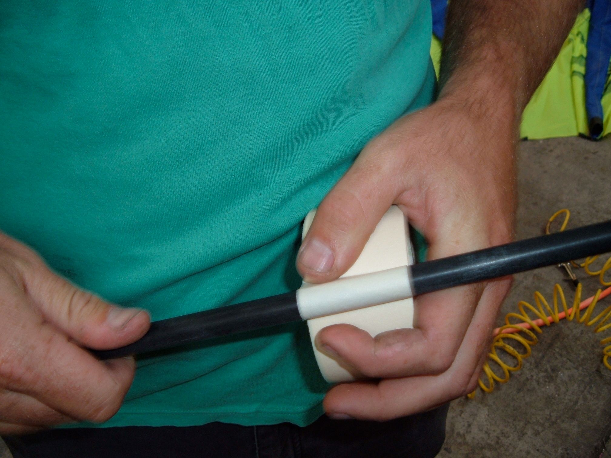Preventing Splintering While Cutting Fiberglass Rod - Instructables