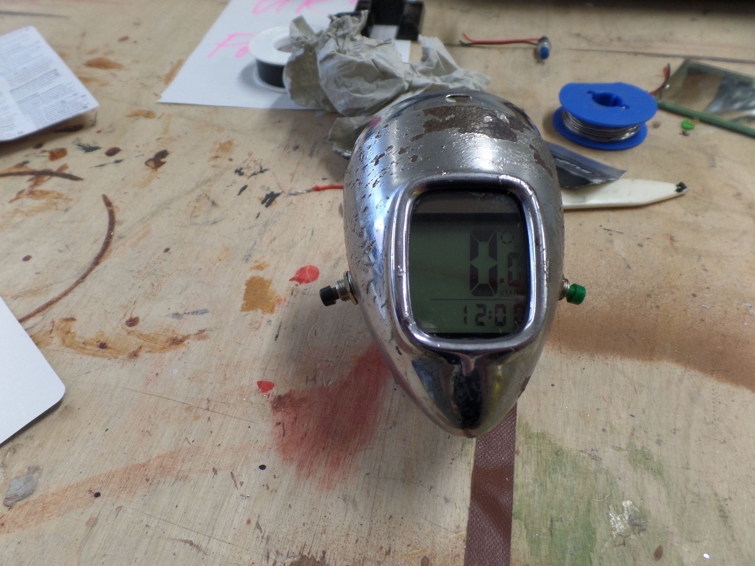 Fit a Digital Speedo and LED Lighting Into a Vintage Bicycle ...